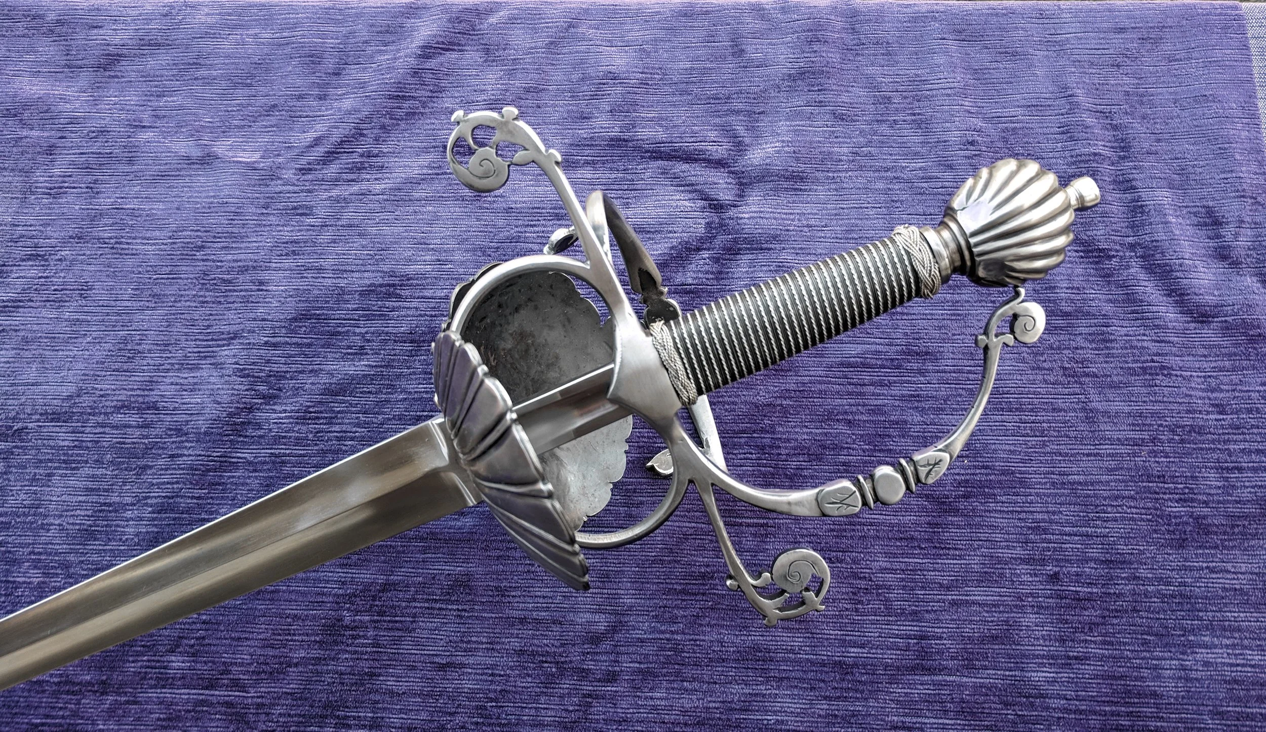 Shell Hilt Rapier — Jesse Belsky Stageswords