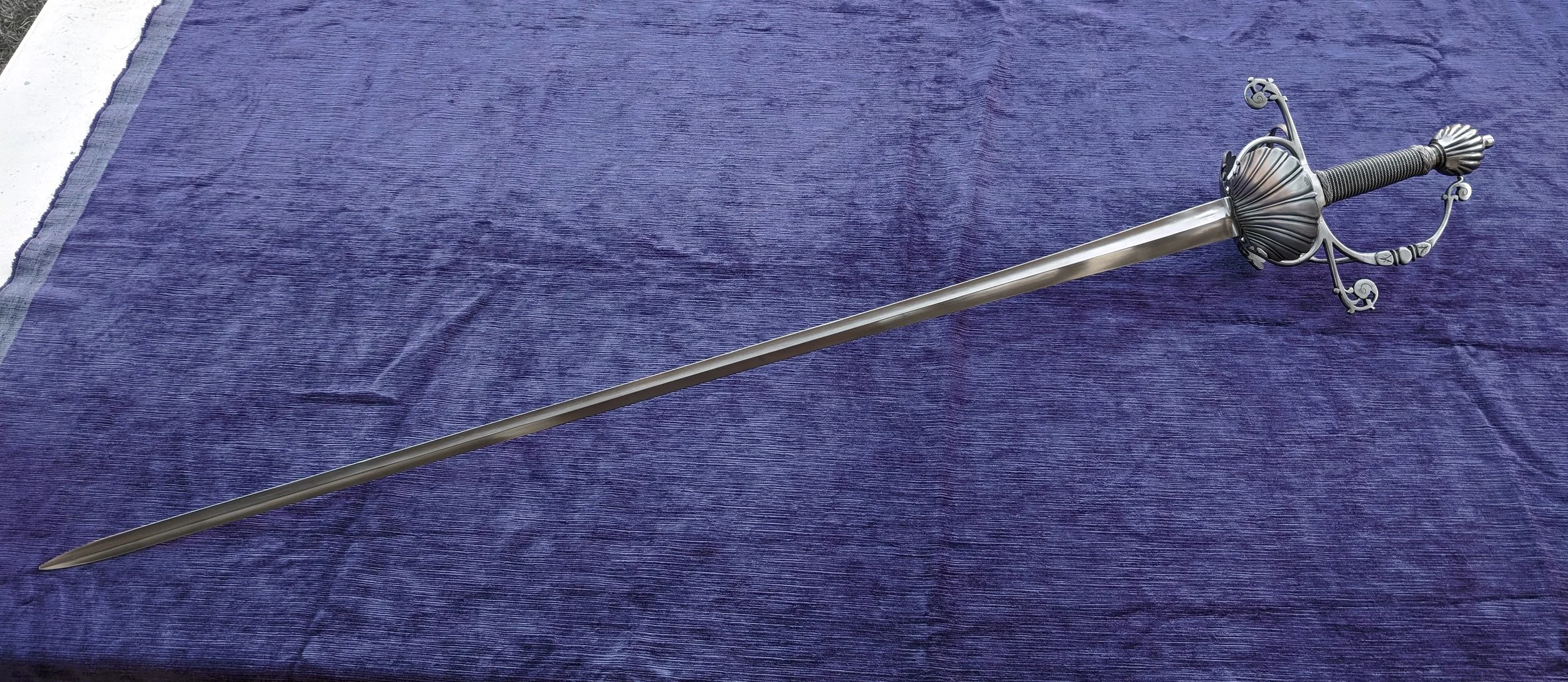 Shell Hilt Rapier — Jesse Belsky Stageswords