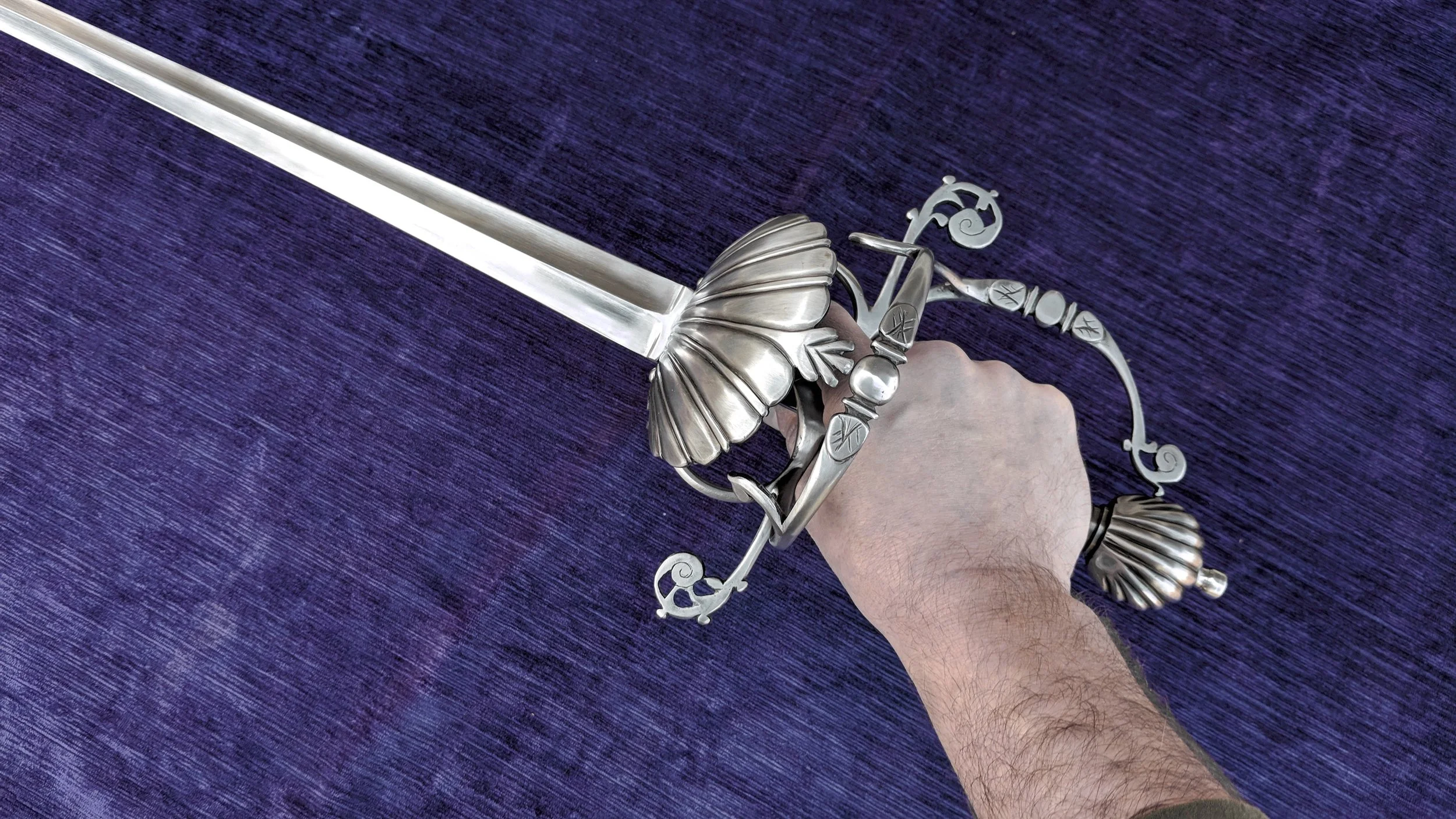 Shell Hilt Rapier — Jesse Belsky Stageswords