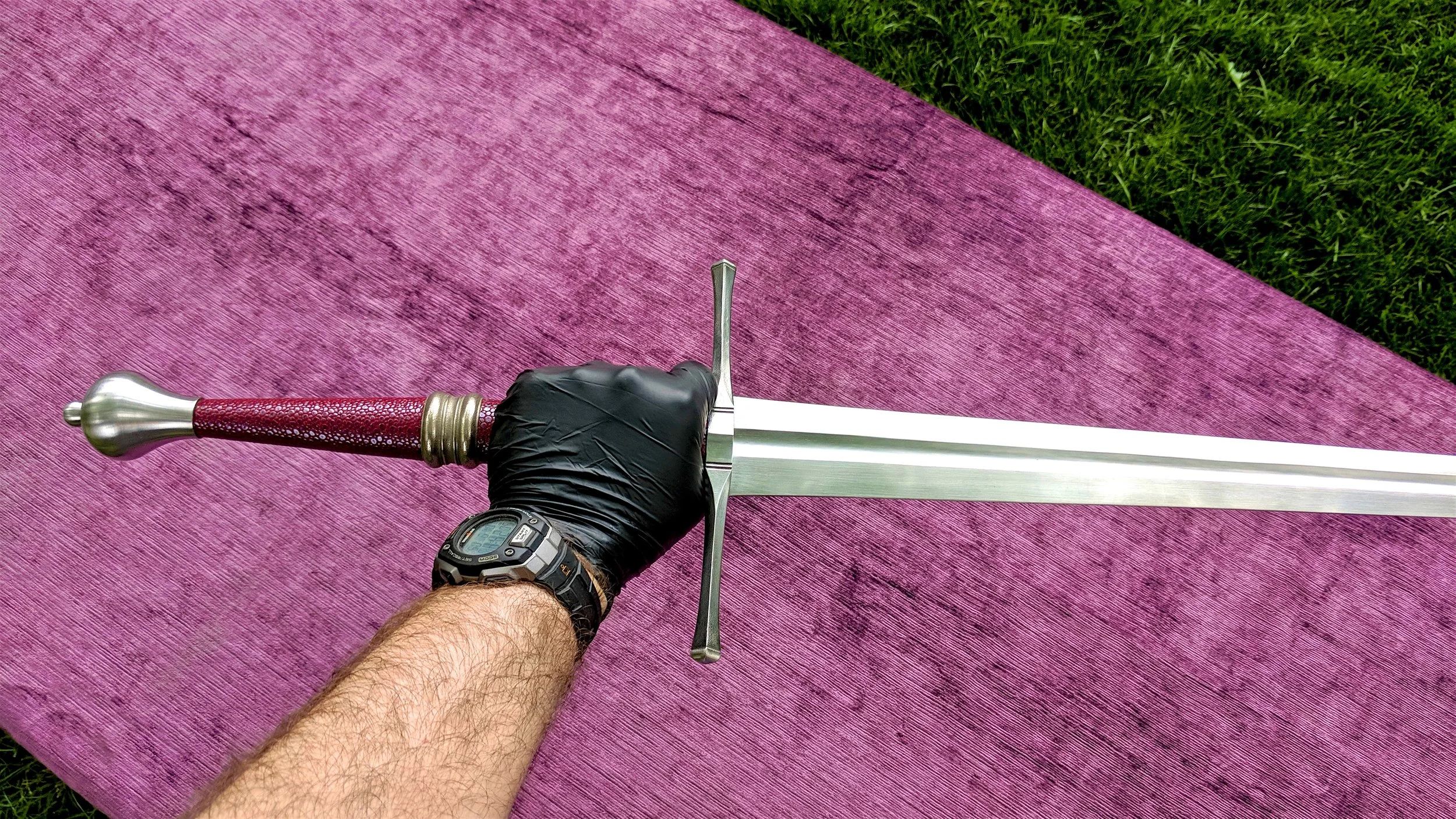 Red Pebbled Longsword (BLUNT) — Jesse Belsky Stageswords