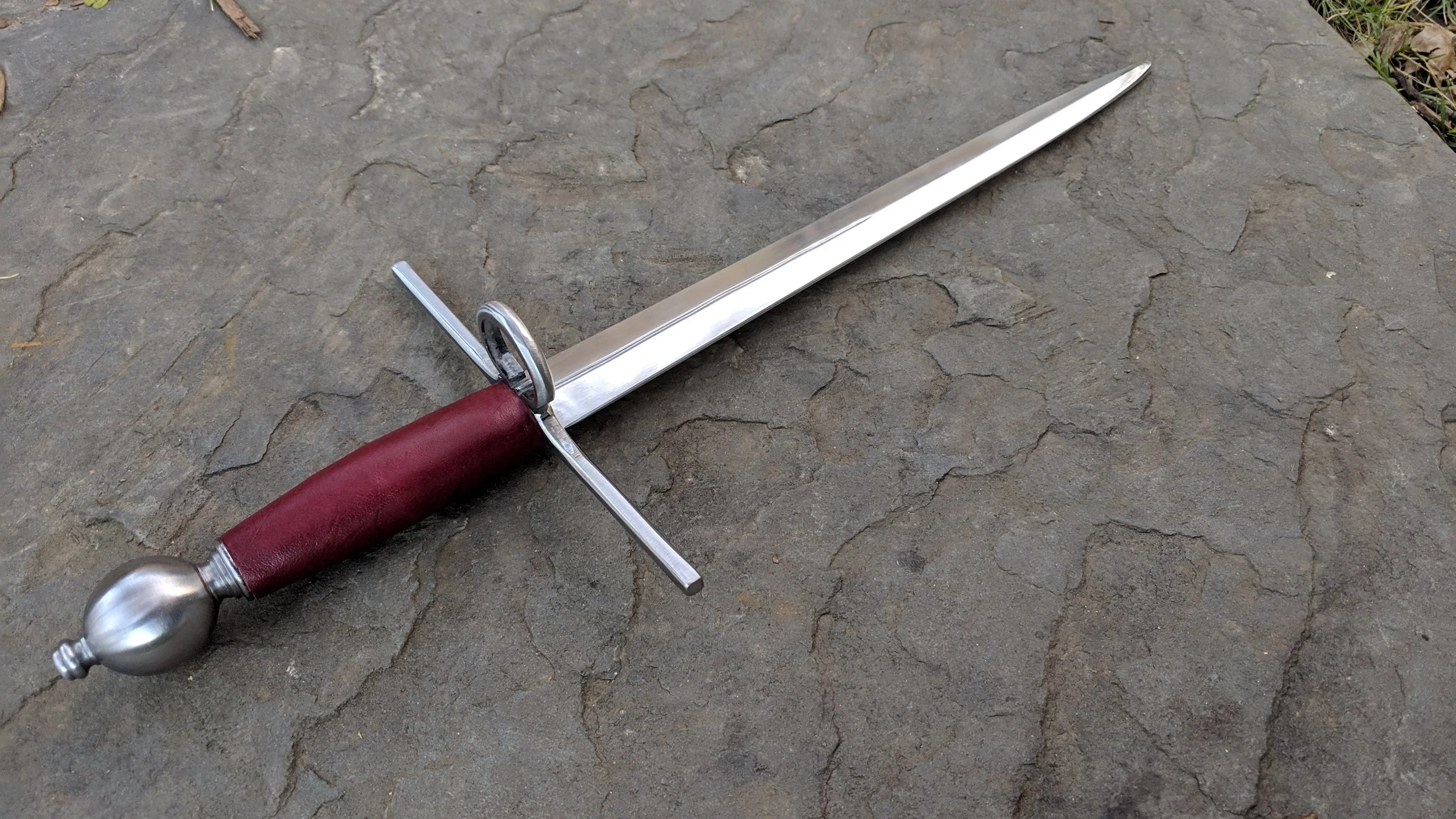 ALUMINUM Parrying Dagger - Red Grip — Jesse Belsky Stageswords
