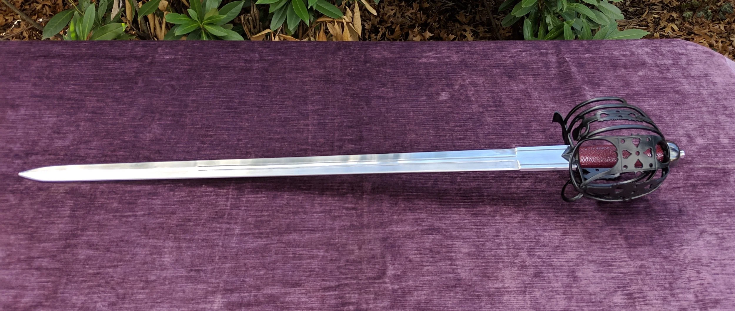 Aluminum Basket Hilt Broadsword — Jesse Belsky Stageswords