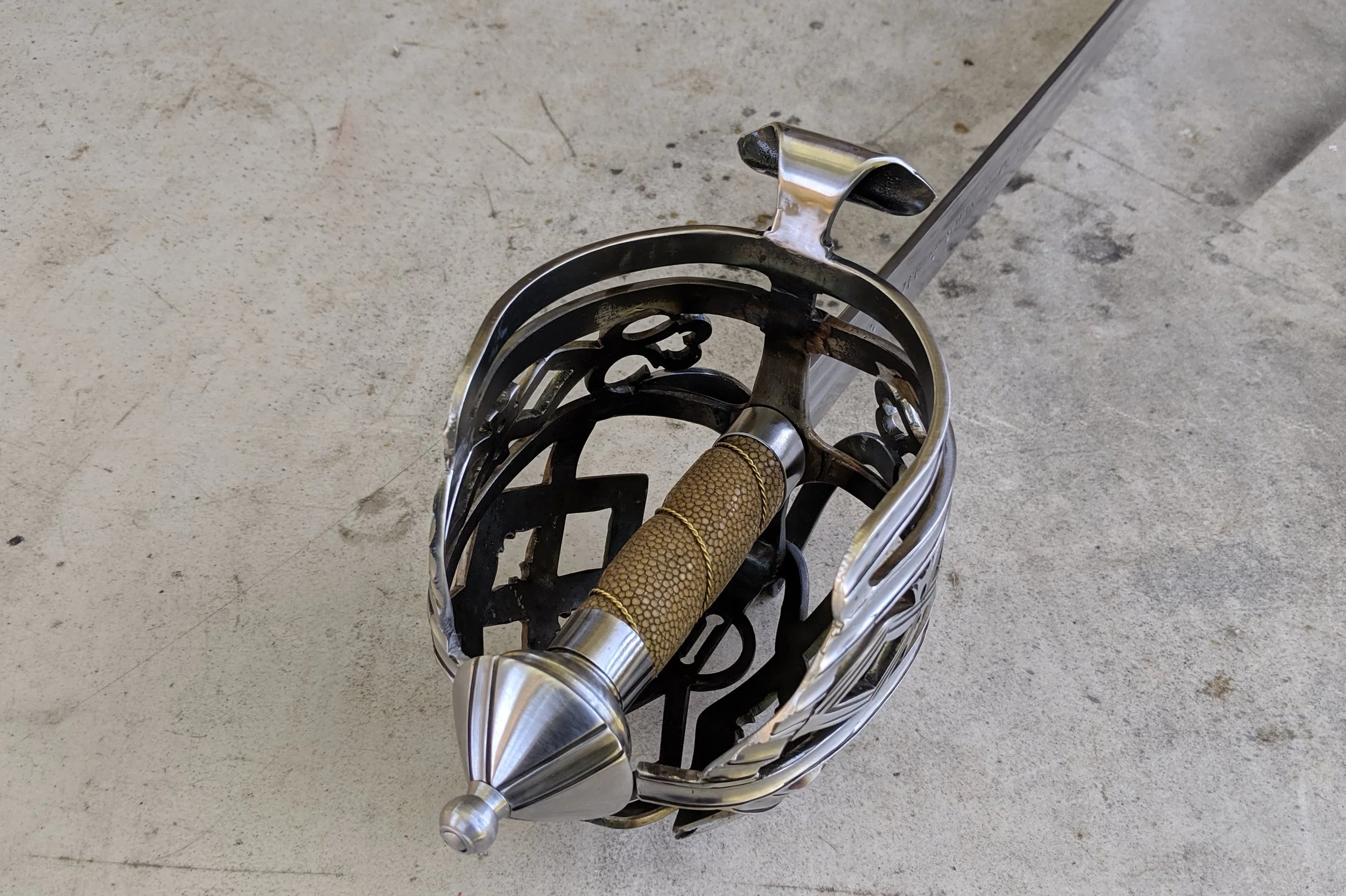 Diamond Pattern Scottish Basket Hilt 1 — Jesse Belsky Stageswords
