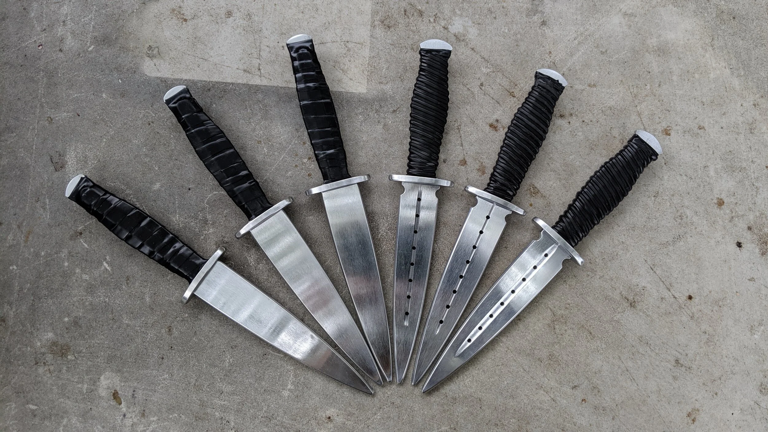 Aluminum Daggers -- 1/4" Thick — Jesse Belsky Stageswords