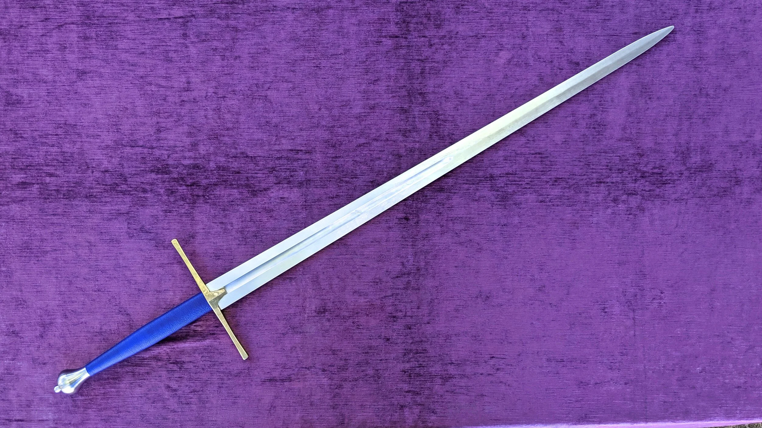 ALUMINUM Two Handed Broadsword - Blue Grip — Jesse Belsky Stageswords