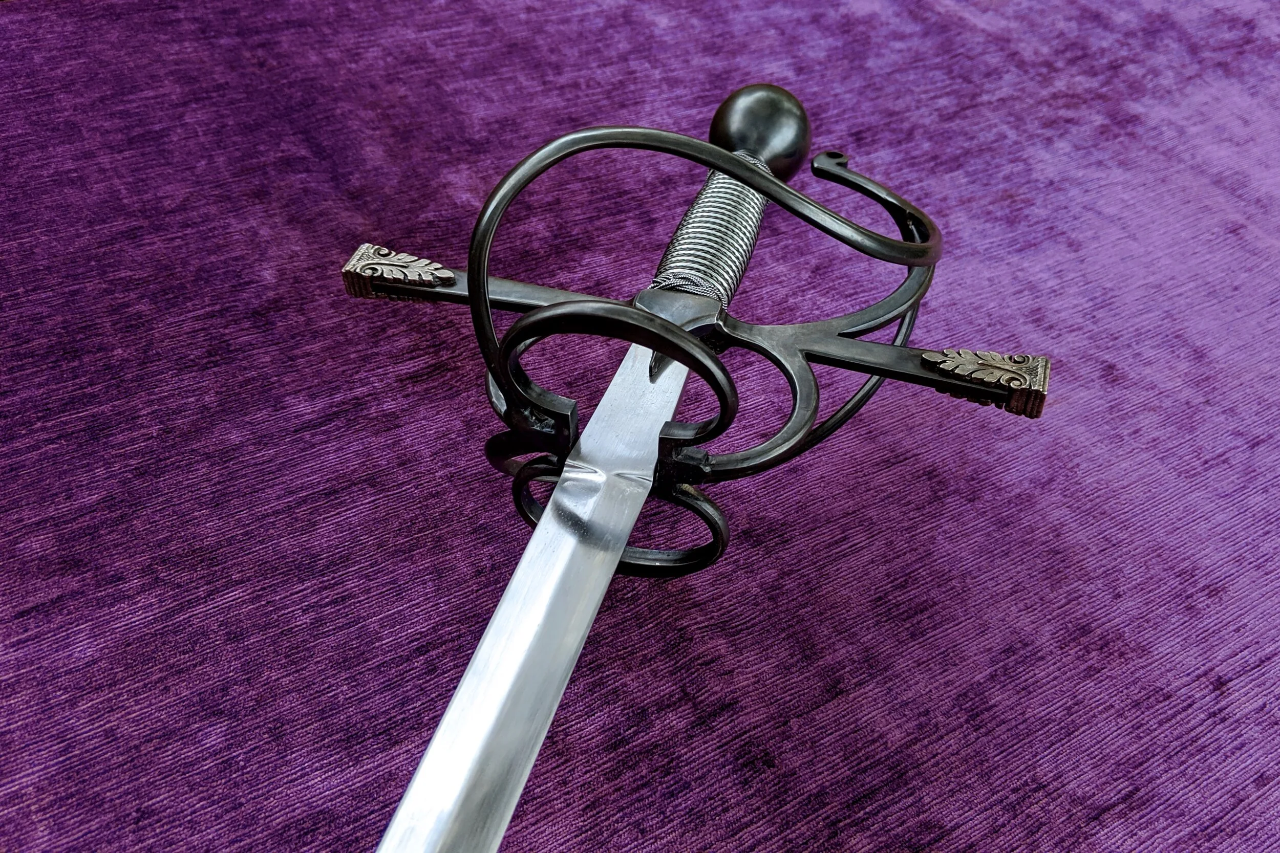 Quillion-Tip Swept Hilt Rapier [ALUMINUM] — Jesse Belsky Stageswords