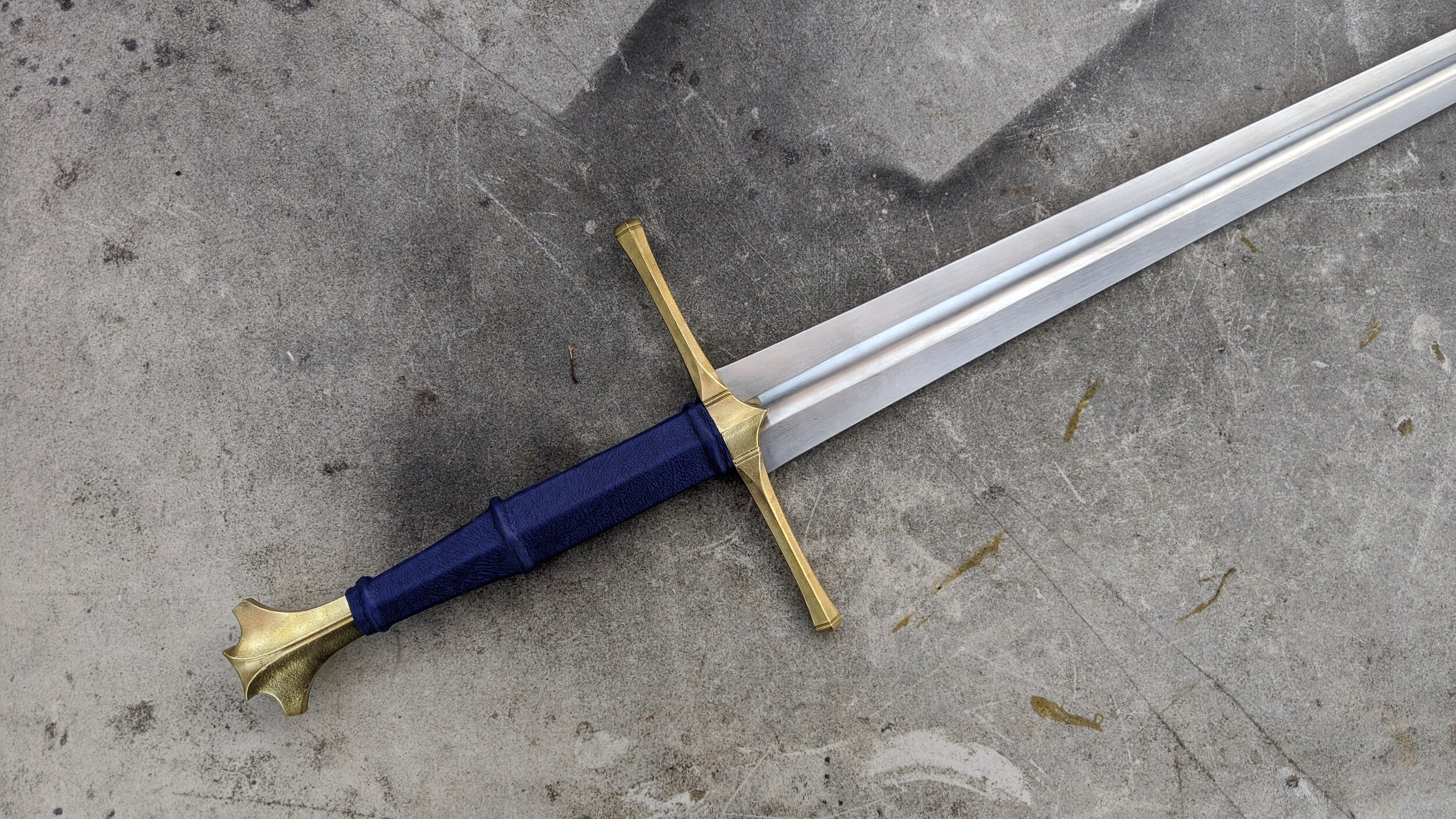 Viscount Longsword - Blue & Gold [BLUNT] — Jesse Belsky Stageswords