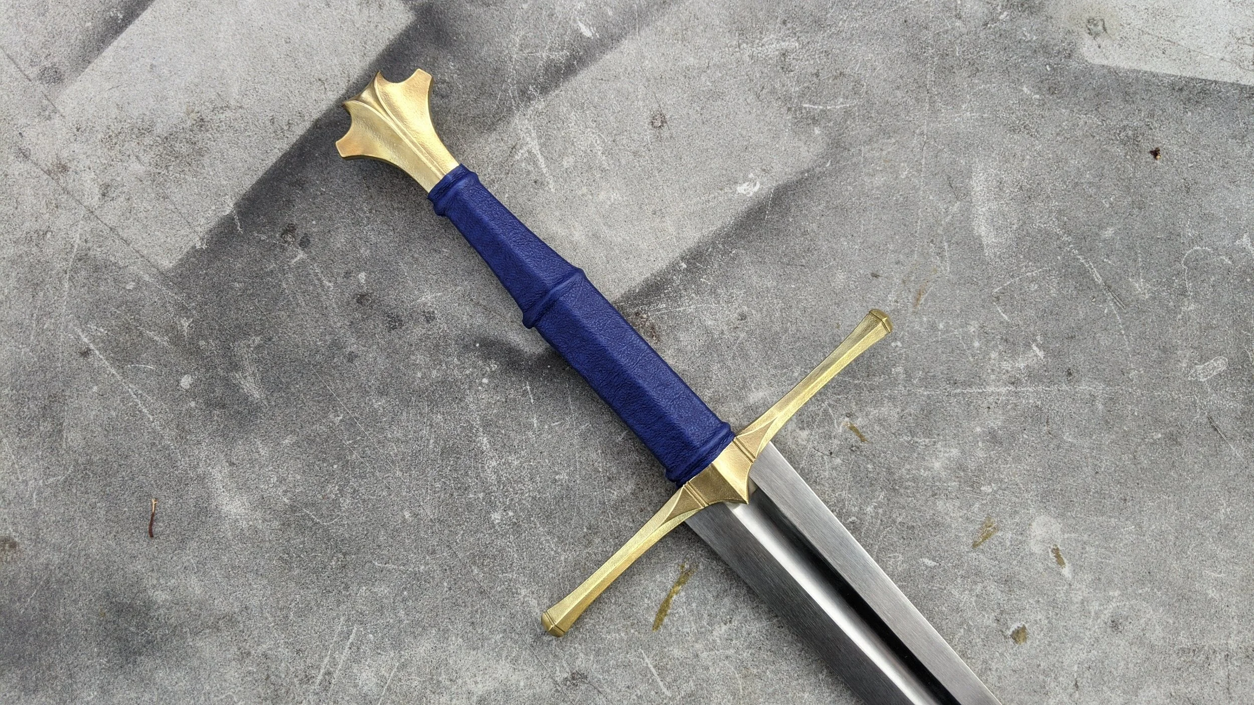 SOLD Longswords & Greatswords — Jesse Belsky Stageswords