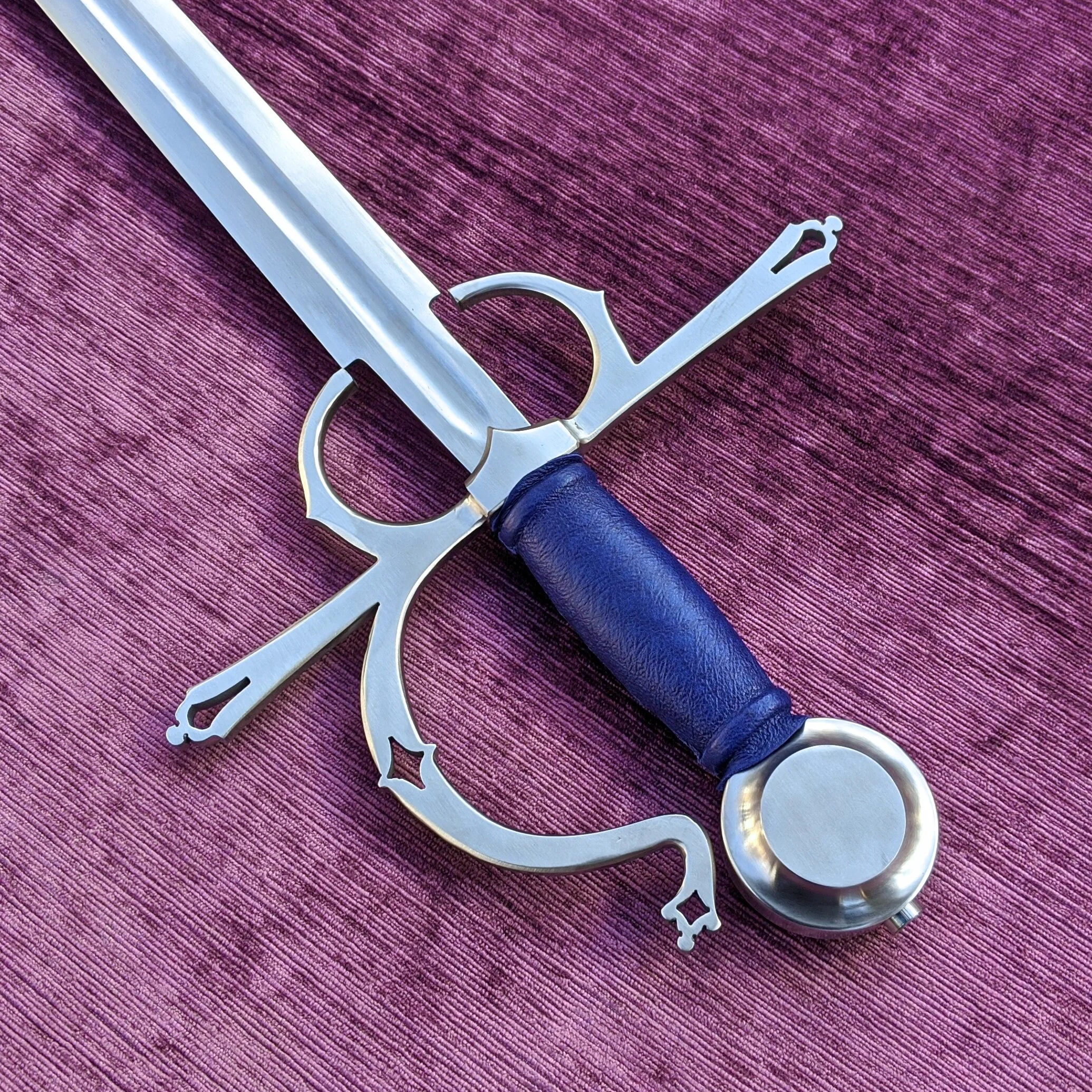 Sidesword -Blue Grip [SHARP] — Jesse Belsky Stageswords