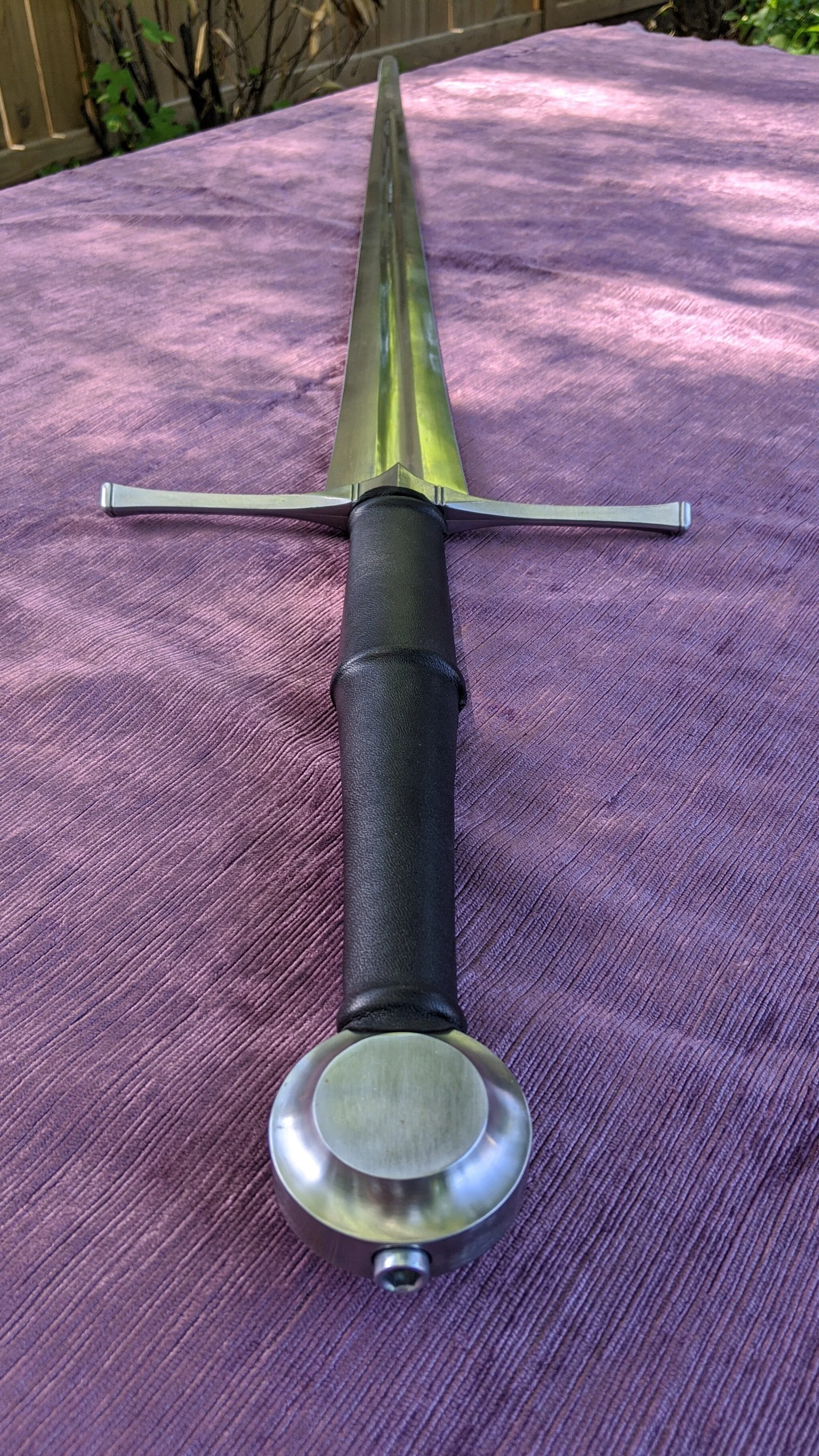 Longsword - Wheel Pommel & Black Grip — Jesse Belsky Stageswords