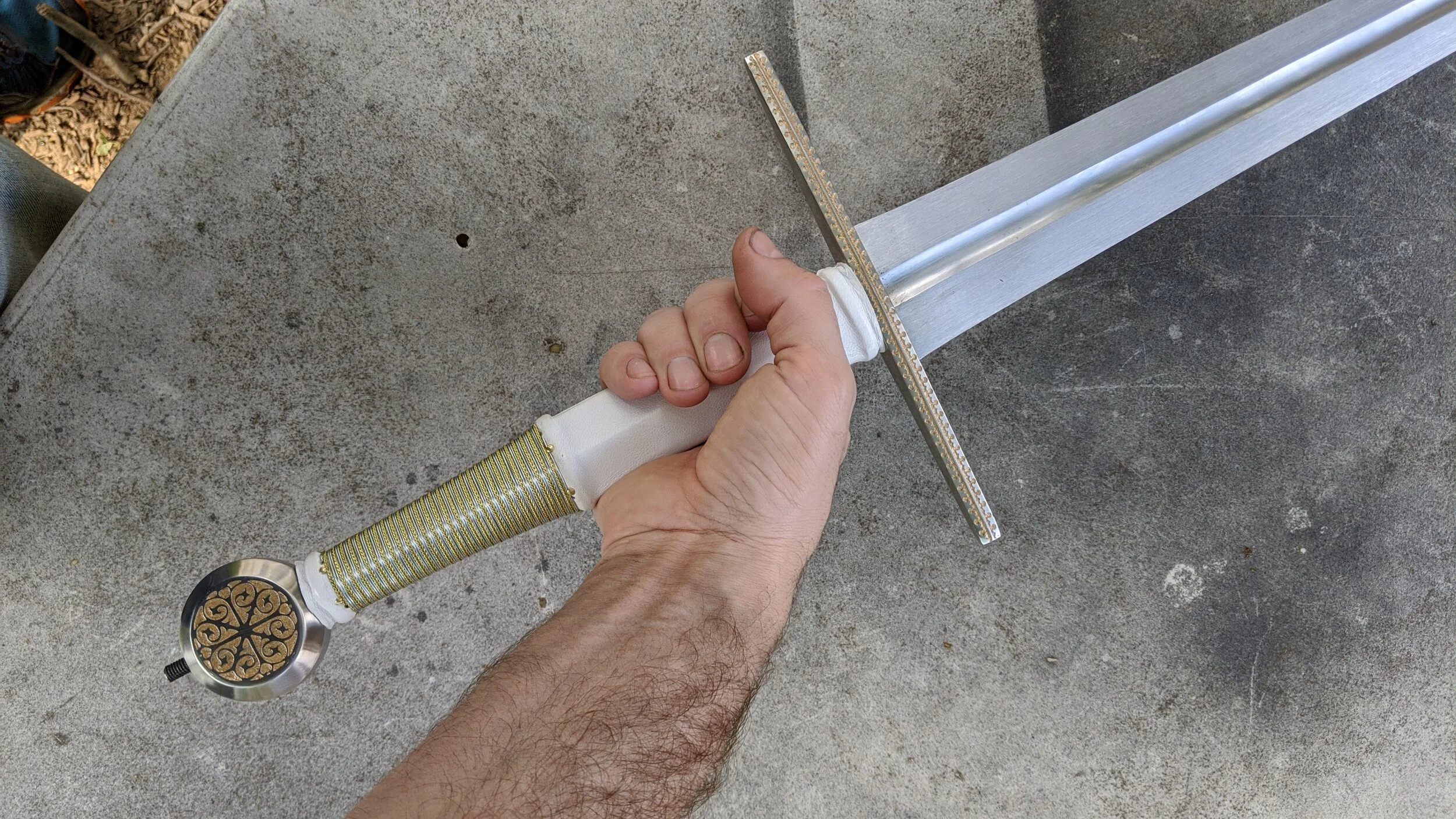 Longsword - White & Gold Etched (SHARP/BLUNT) — Jesse Belsky Stageswords