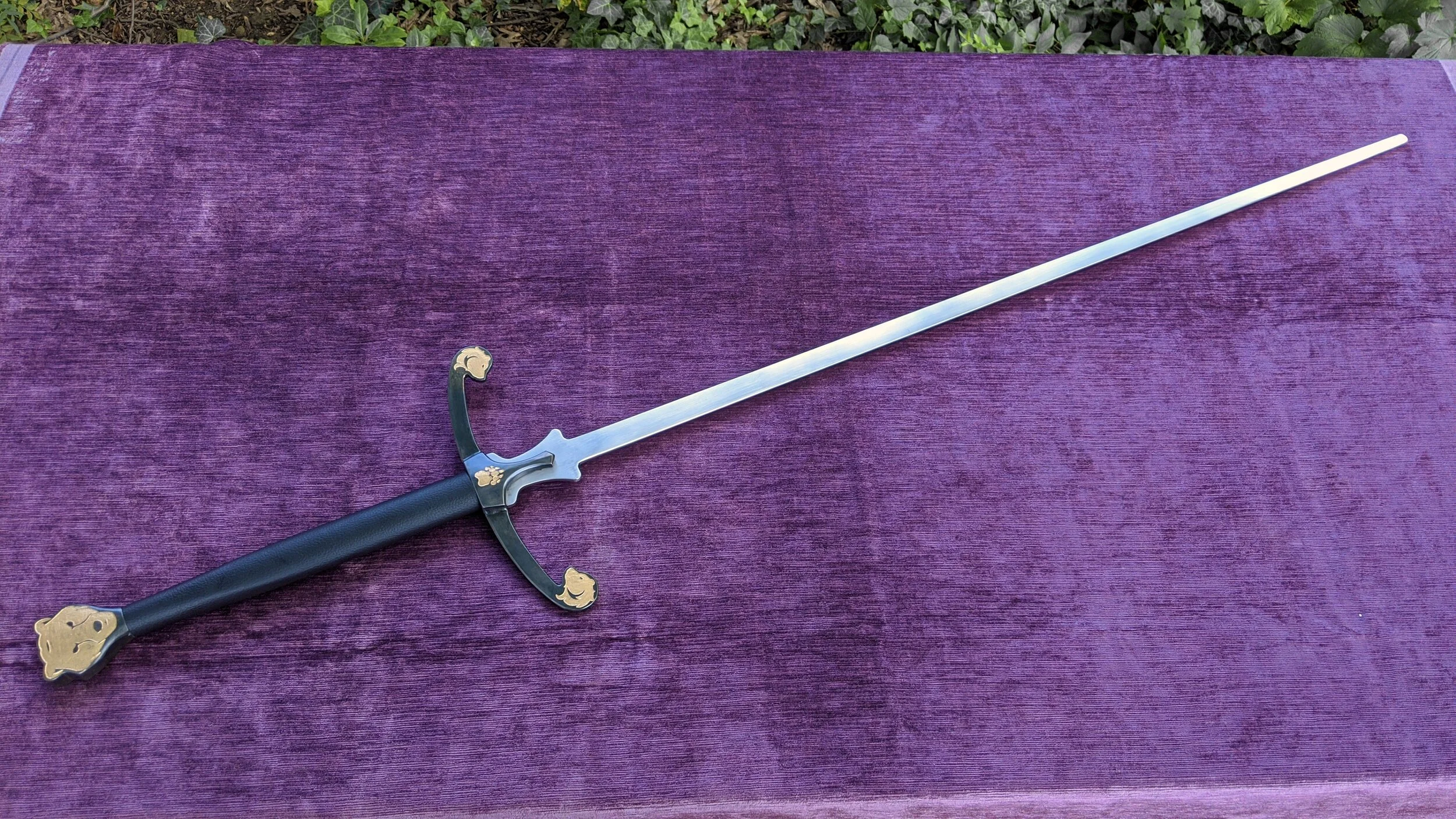 HEMA Bear Feder — Jesse Belsky Stageswords