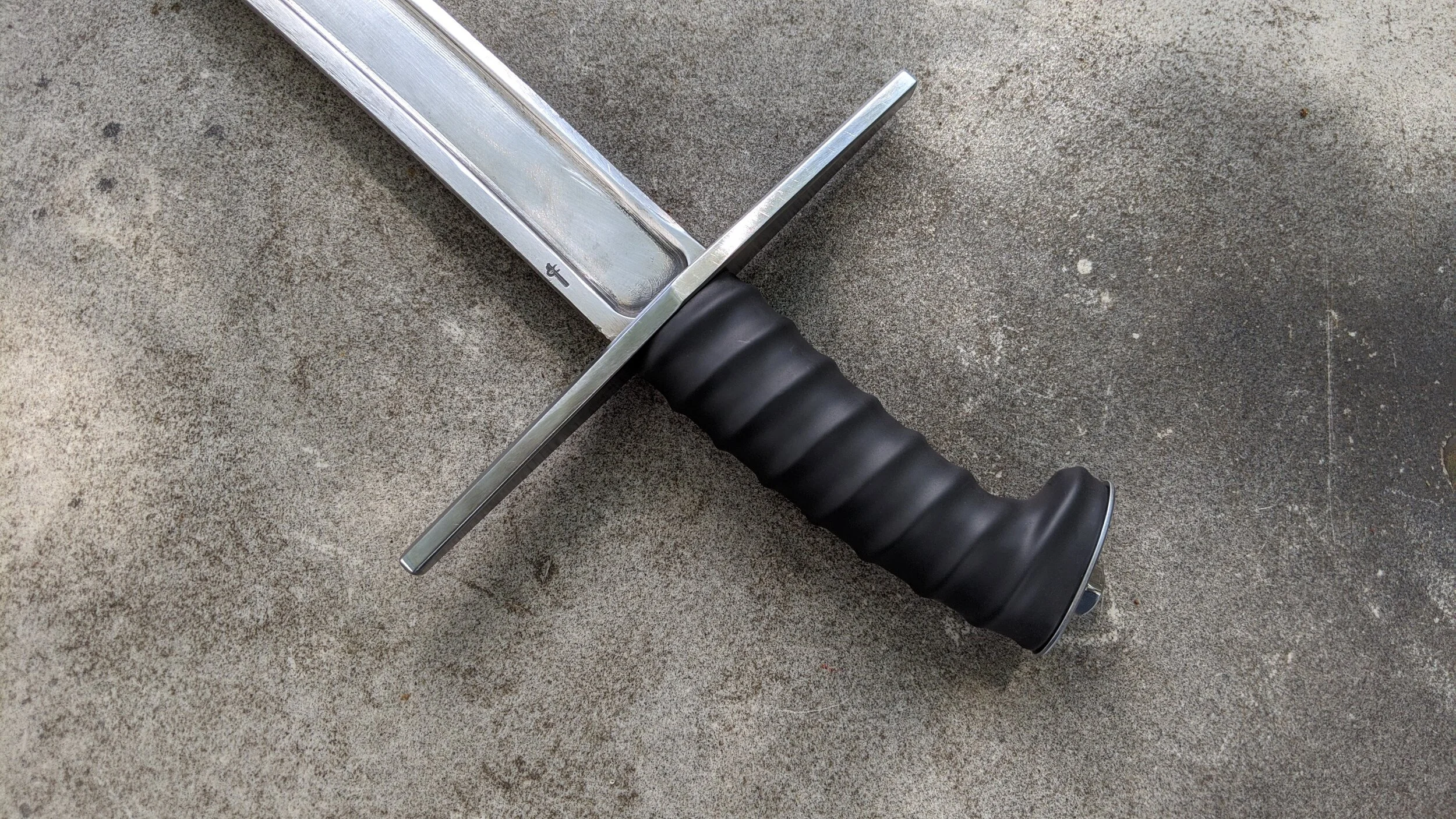 HEMA Saber — Jesse Belsky Stageswords