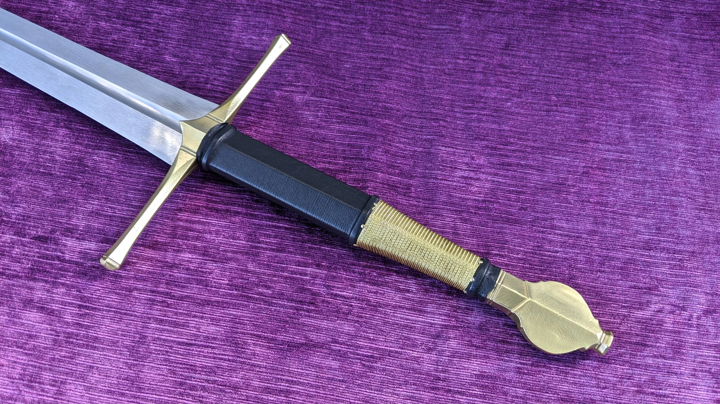 Longsword - Black & Brass Fishtail (SHARP/BLUNT) — Jesse Belsky Stageswords