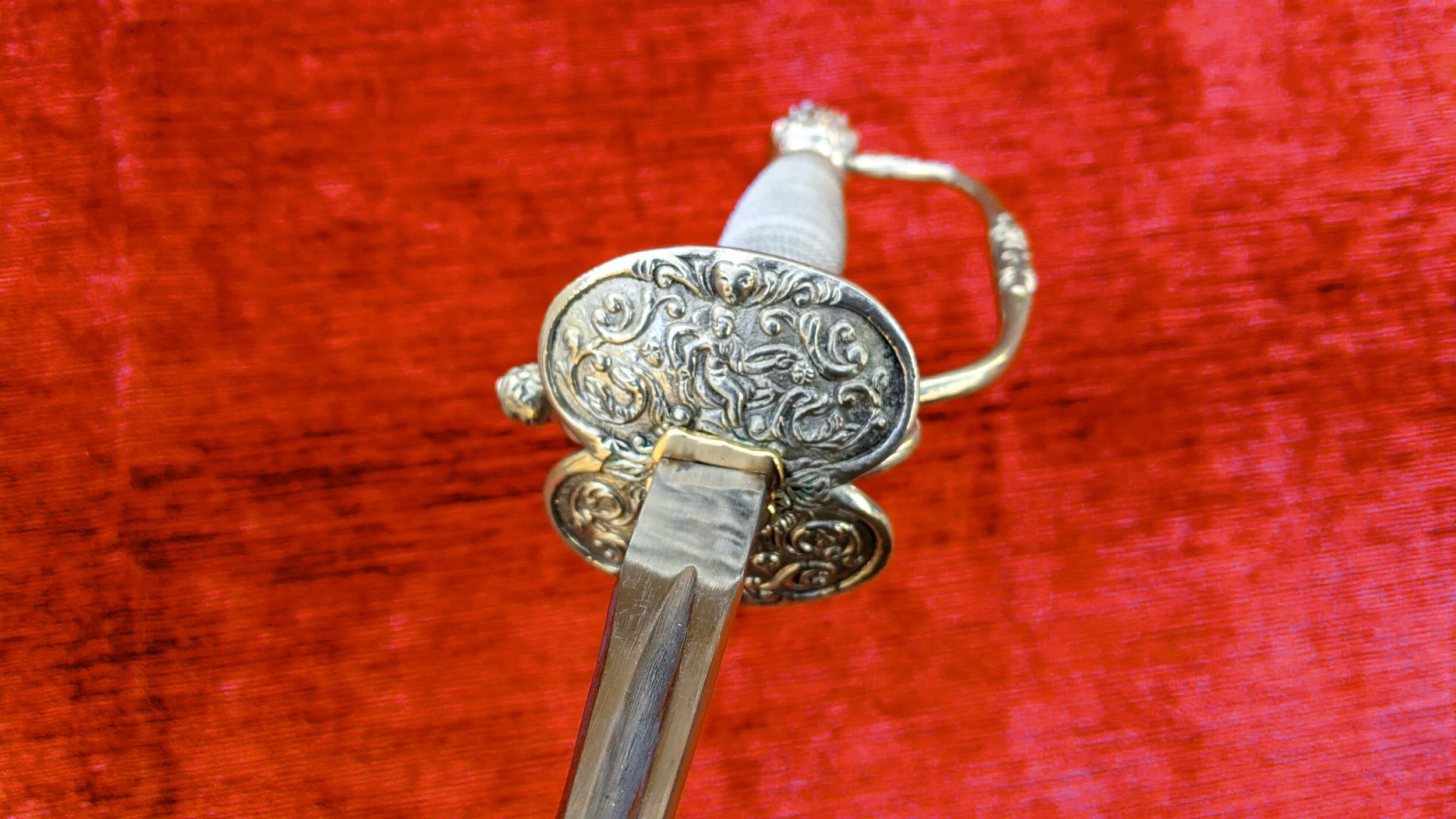 White Brass Hilt Smallsword 3 [HEMA] — Jesse Belsky Stageswords