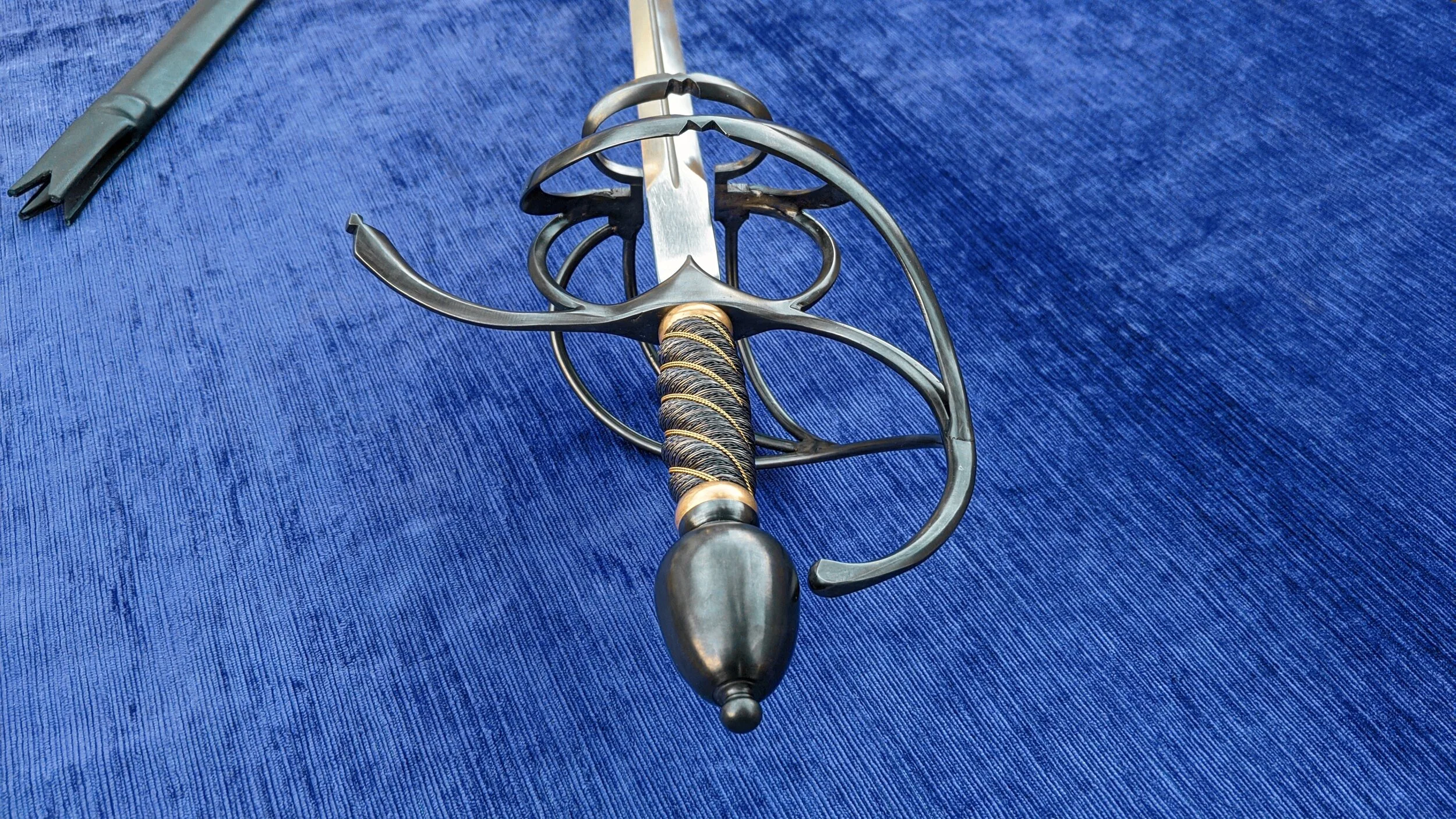 Blued 2-Ring Diamond Rapier [SHARP] — Jesse Belsky Stageswords