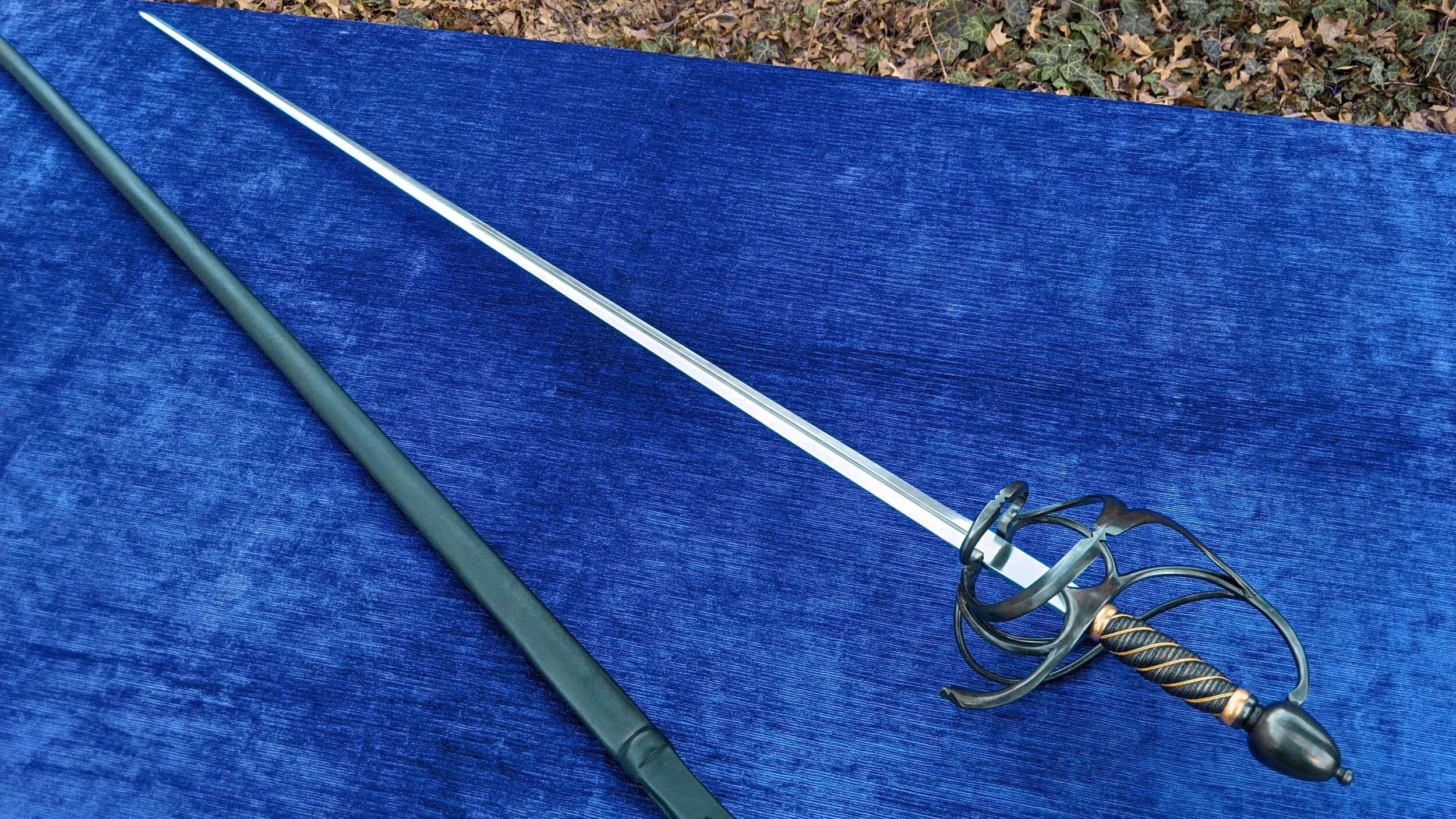 Blued 2-Ring Diamond Rapier [SHARP] — Jesse Belsky Stageswords