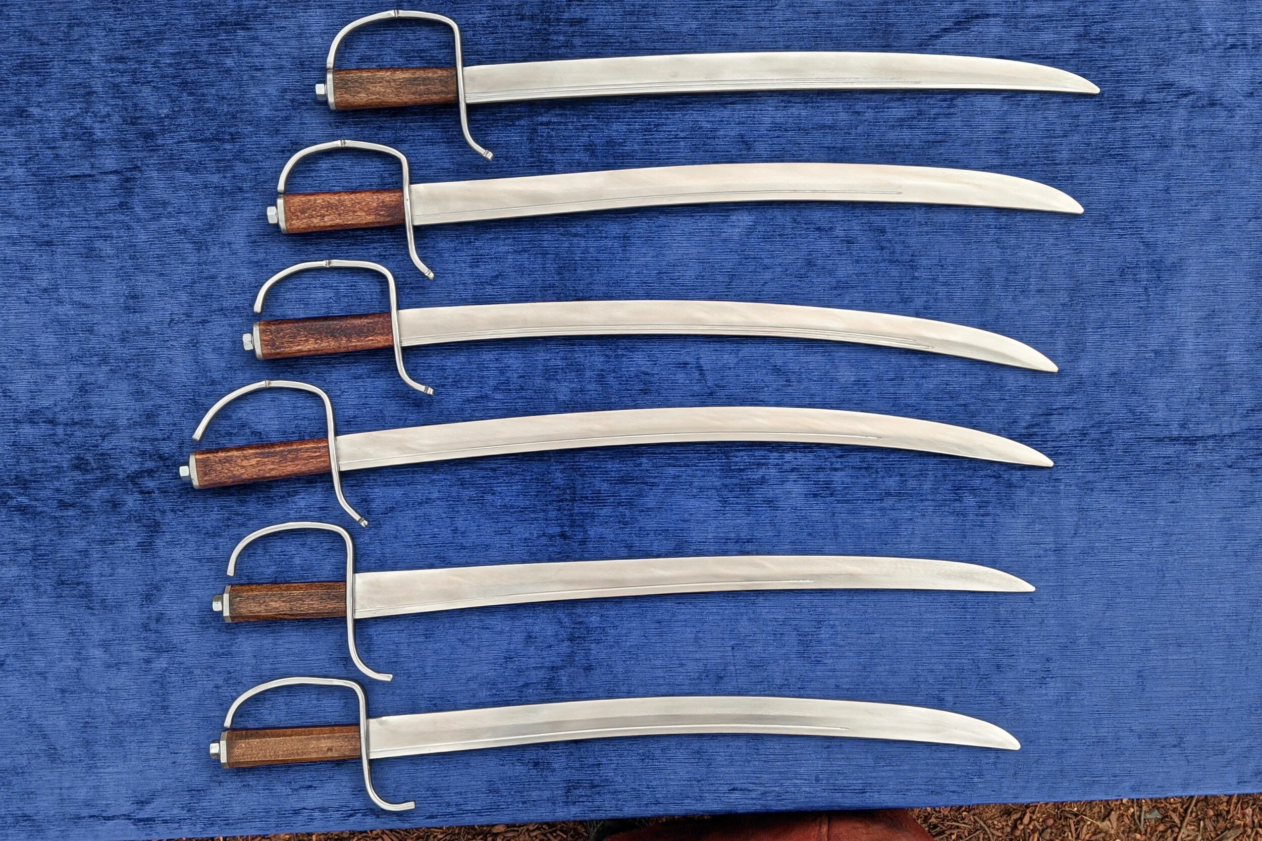 SOLD Cutlasses & Hangers — Jesse Belsky Stageswords