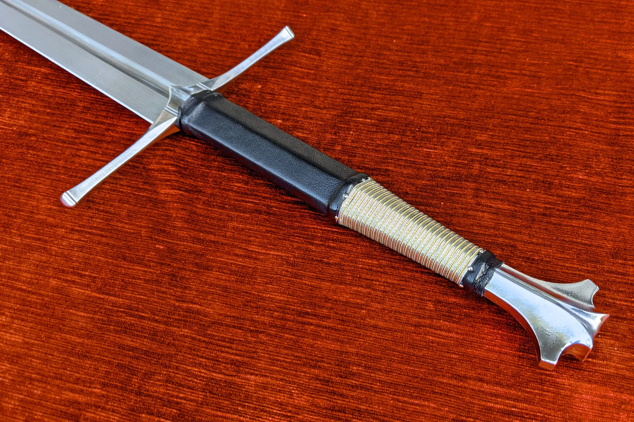 Greatsword 1 [SHARP] — Jesse Belsky Stageswords