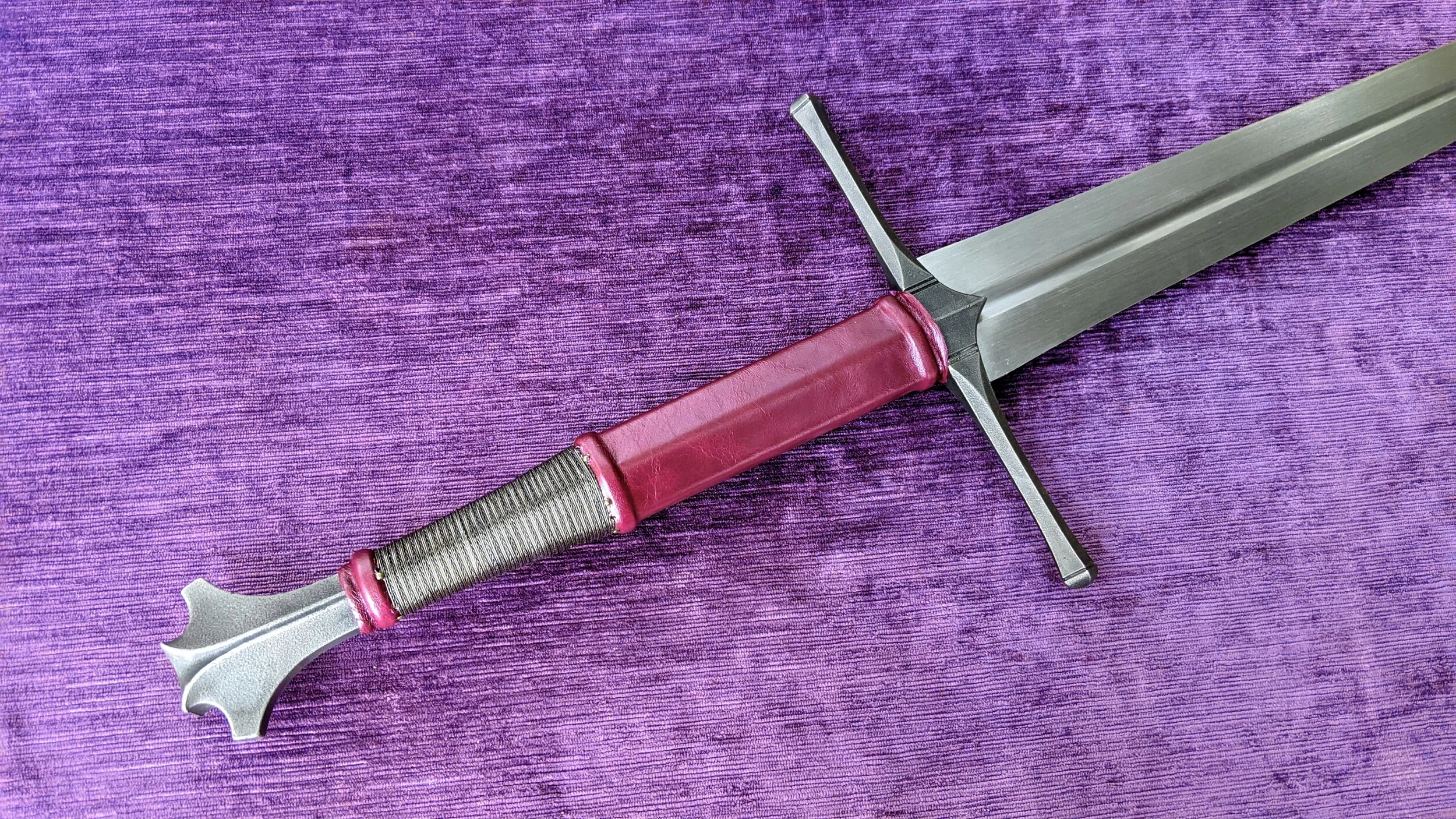 SOLD Longswords & Greatswords — Jesse Belsky Stageswords