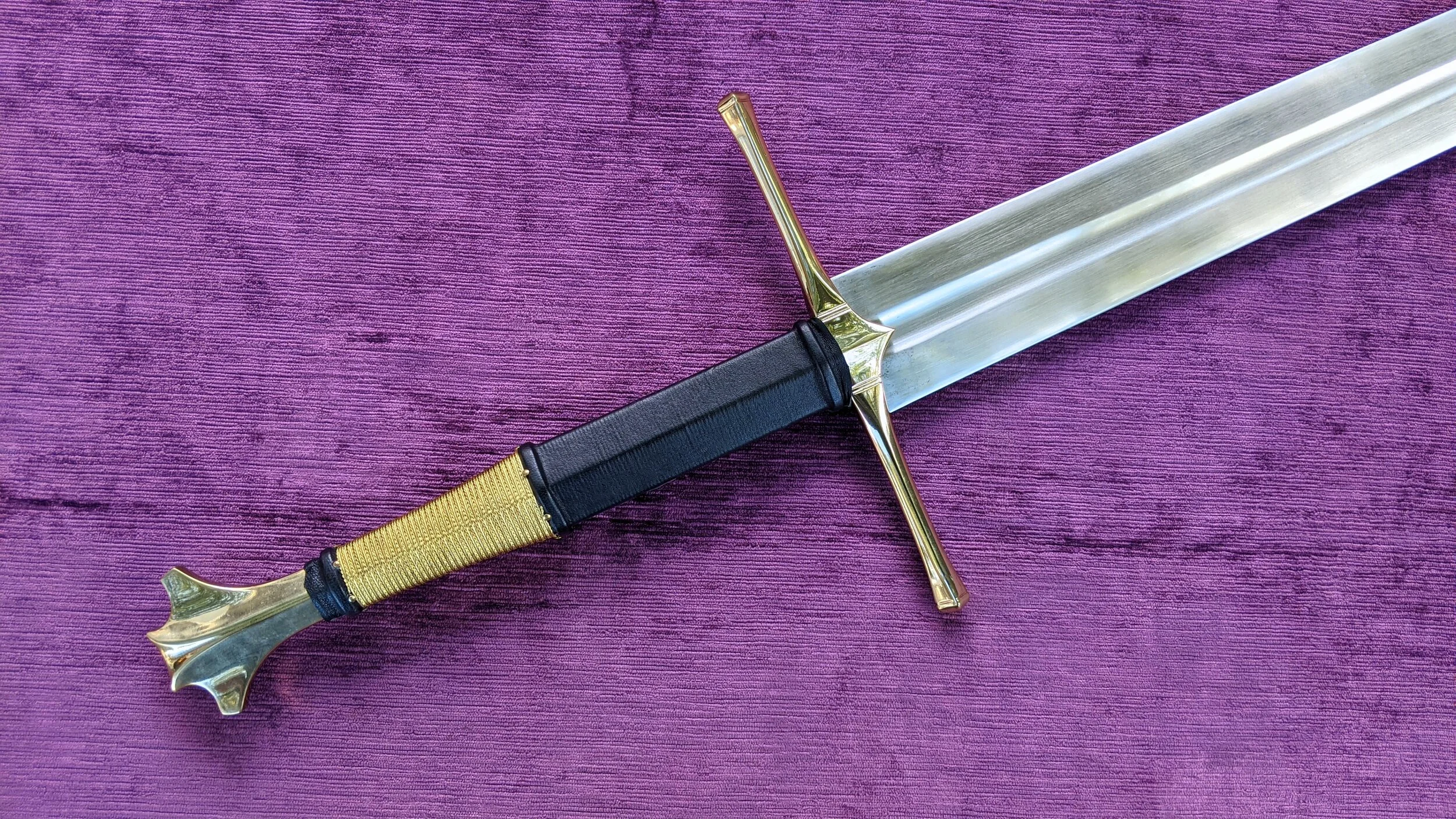 Greatsword 2 [SHARP] — Jesse Belsky Stageswords