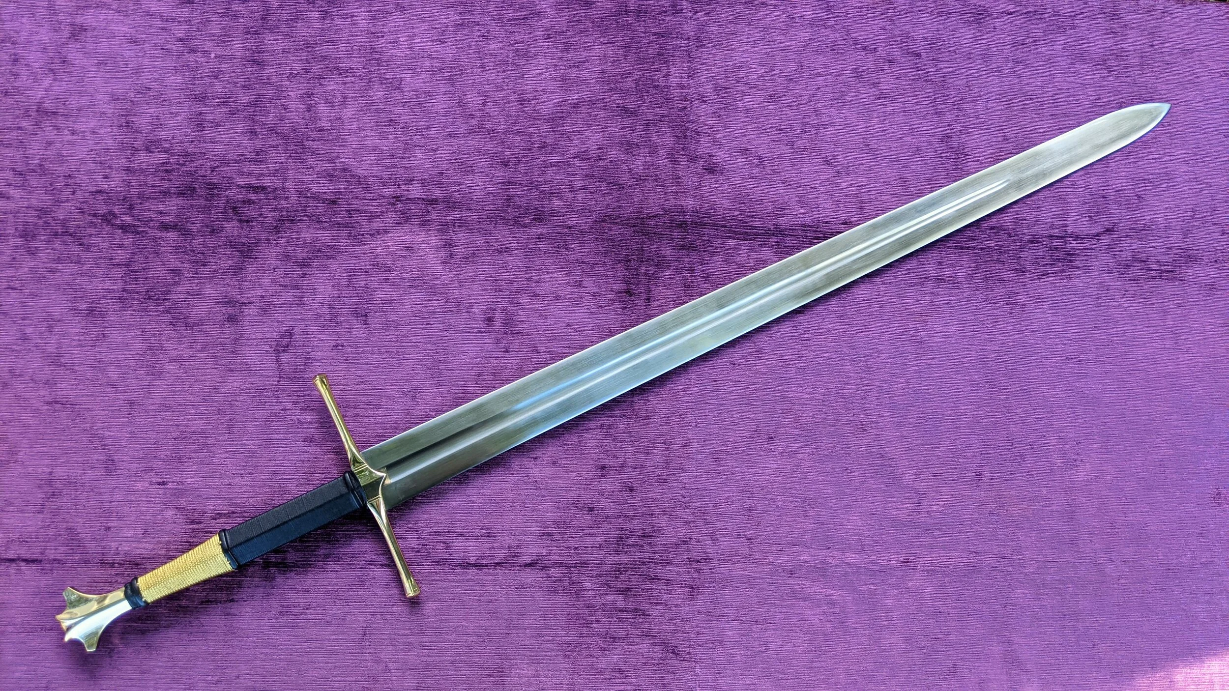 Greatsword 2 [SHARP] — Jesse Belsky Stageswords