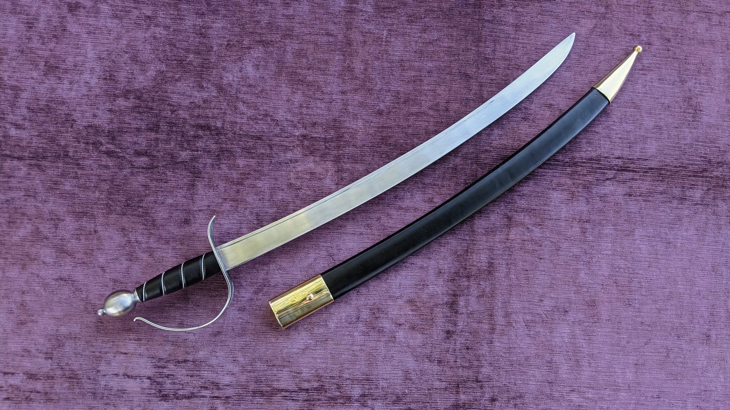 CUTLASSES & HANGERS — Jesse Belsky Stageswords