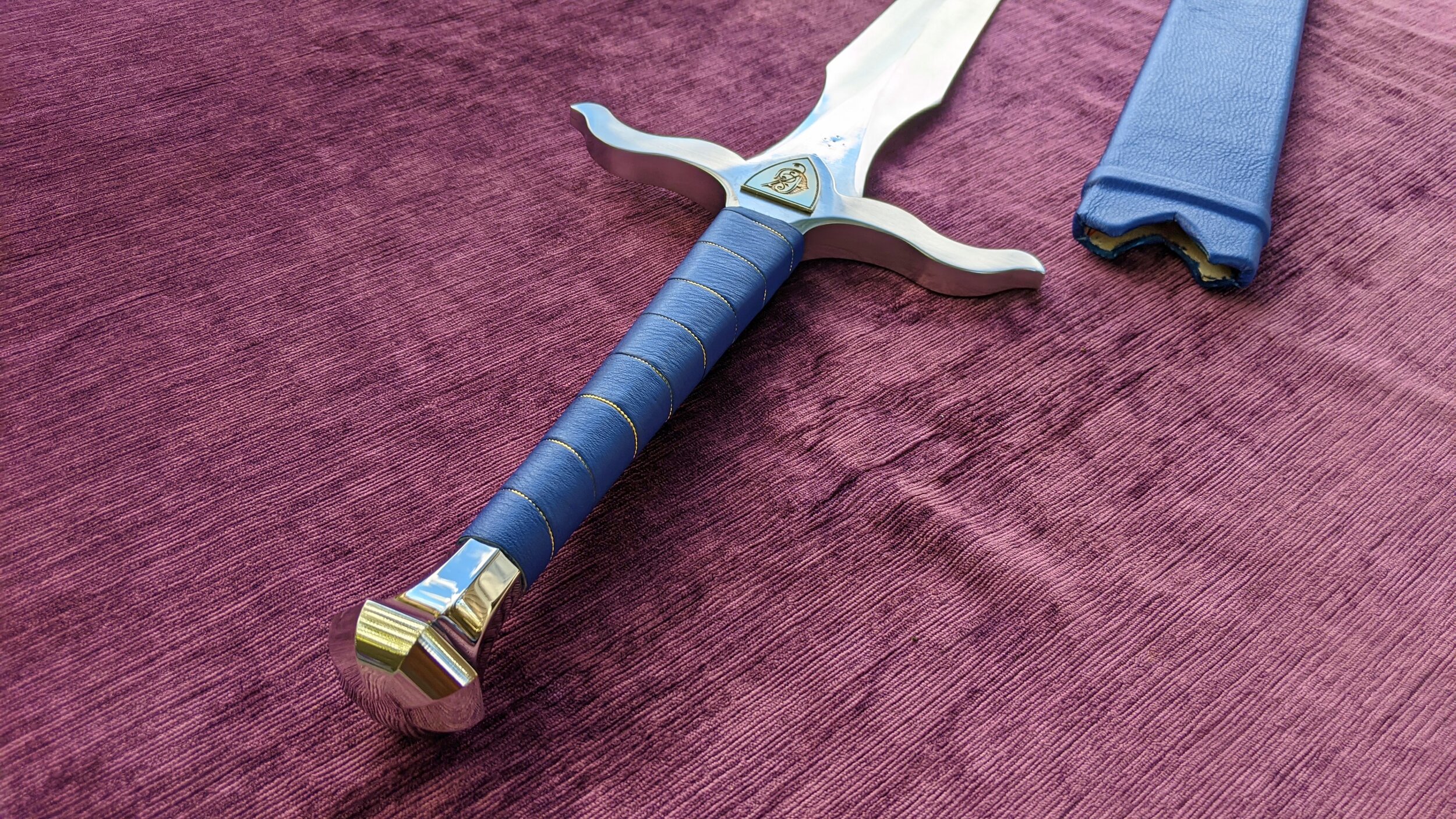 Brass Shield Leaf Blade — Jesse Belsky Stageswords