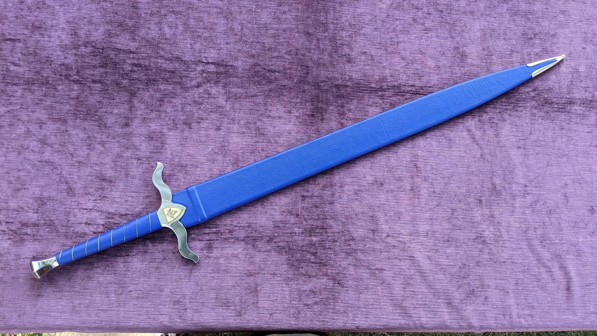 Brass Shield Leaf Blade — Jesse Belsky Stageswords