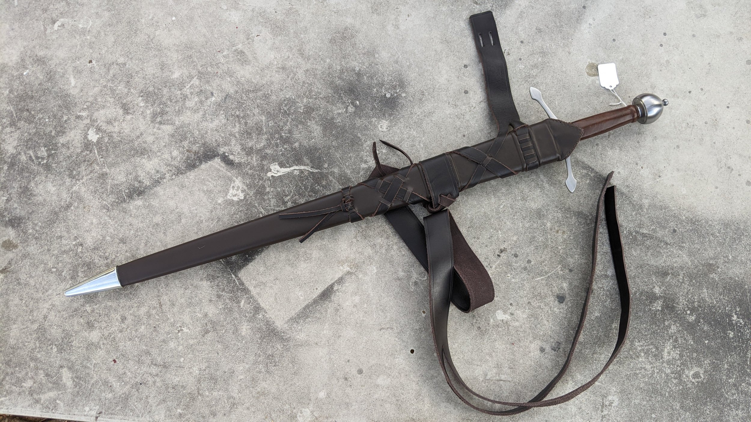 Single Hand Broadsword 12 - Brown Grip [BLUNT] — Jesse Belsky Stageswords