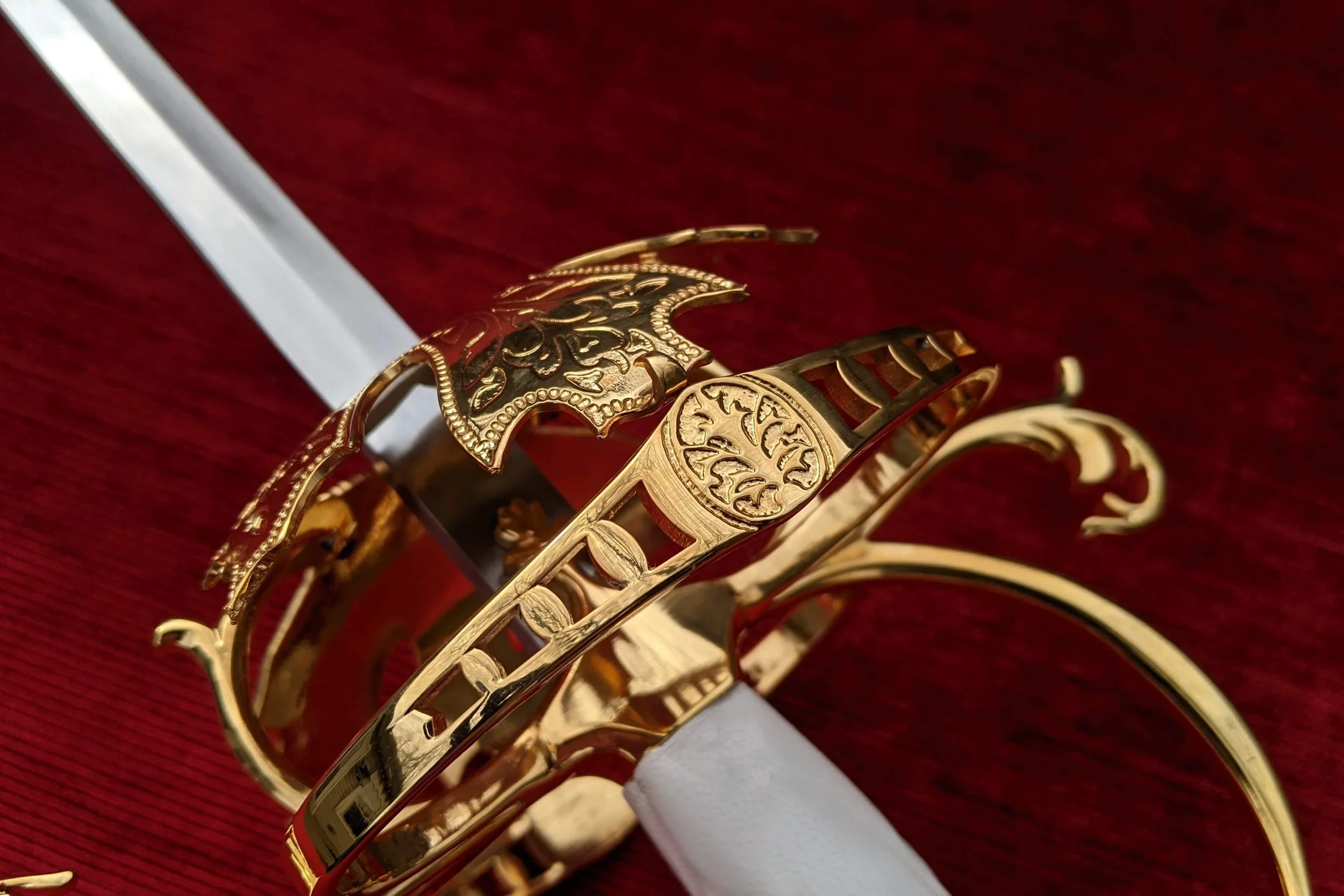 Golden Leaf Rapier [SHARP] — Jesse Belsky Stageswords