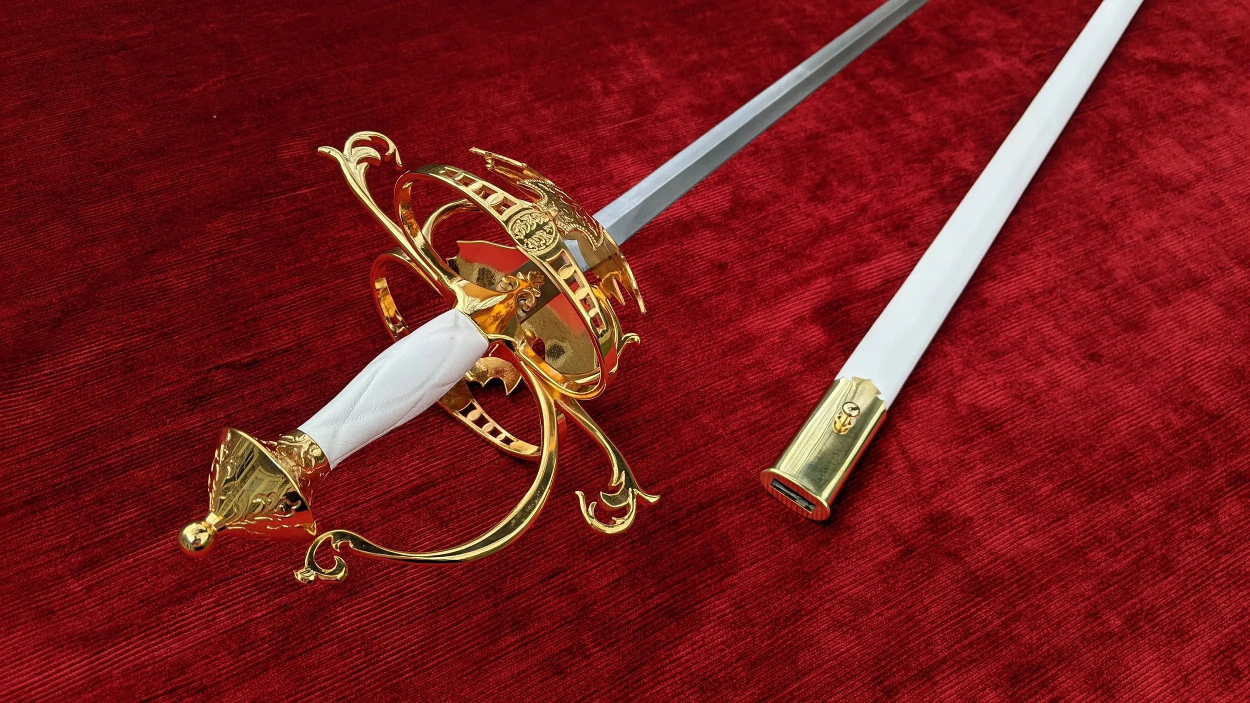 Golden Leaf Rapier [SHARP] — Jesse Belsky Stageswords