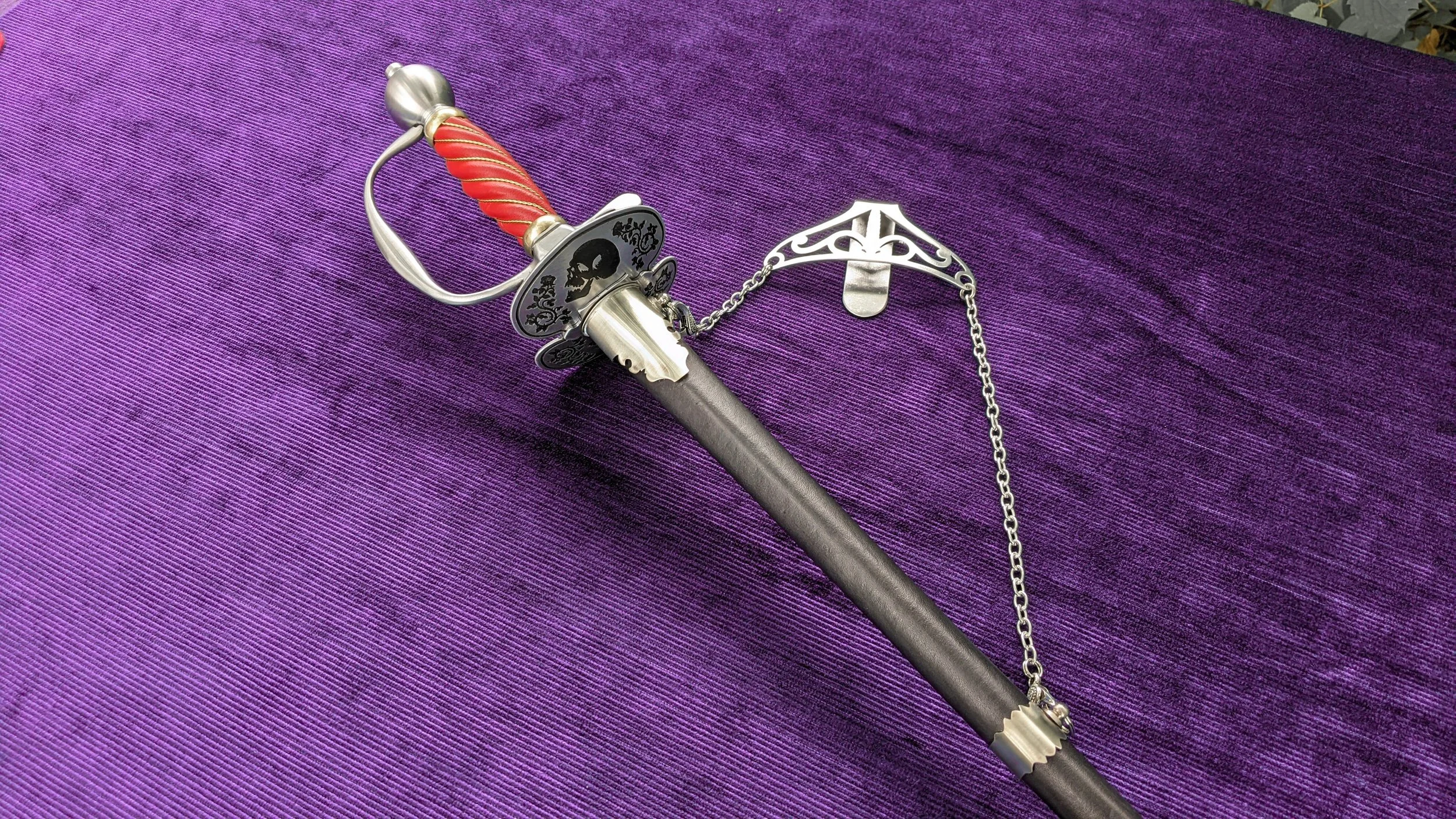 Skull Hilt Smallsword — Jesse Belsky Stageswords