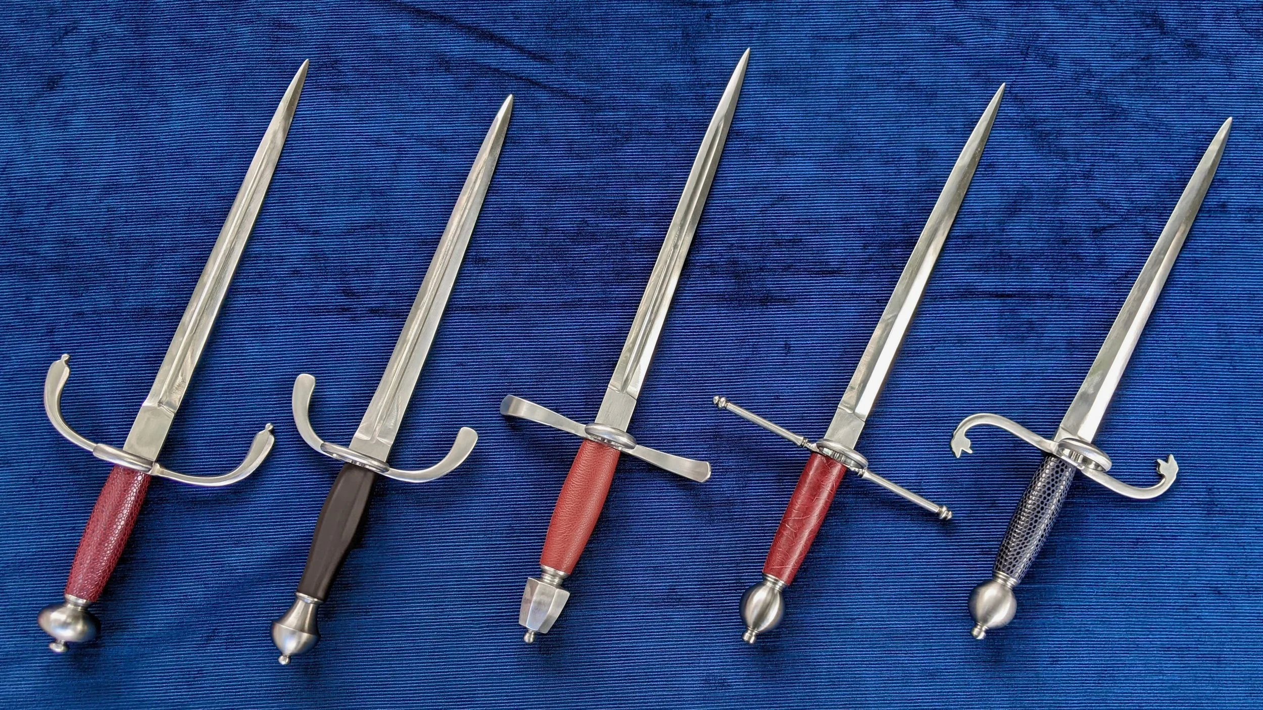 Parrying Dagger 1 -- Brown Grip, S-QUillions [SHARP/BLUNT] — Jesse ...