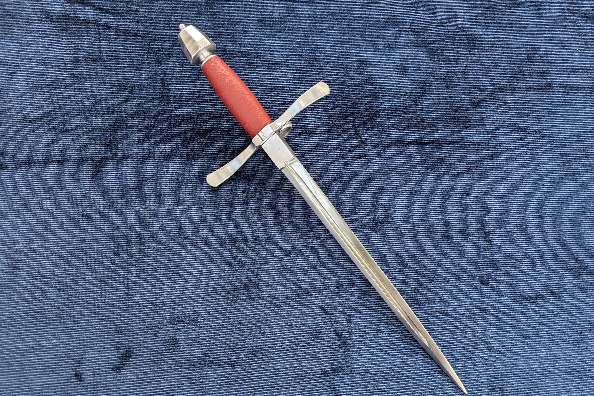 Parrying Dagger 1 -- Brown Grip, S-QUillions [SHARP/BLUNT] — Jesse ...