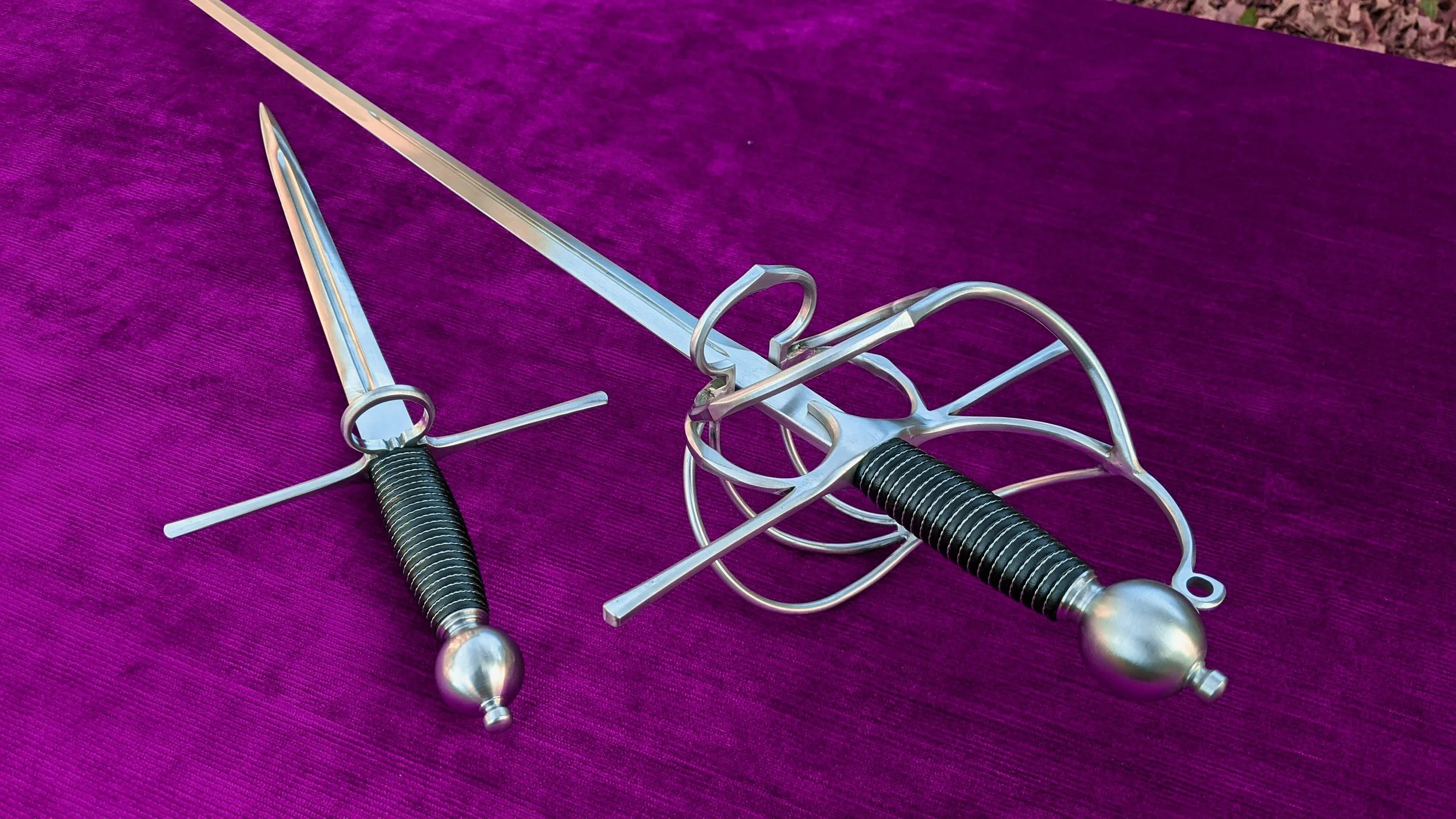 Two Ring Rapier & Dagger 2 -- [Blunt] — Jesse Belsky Stageswords