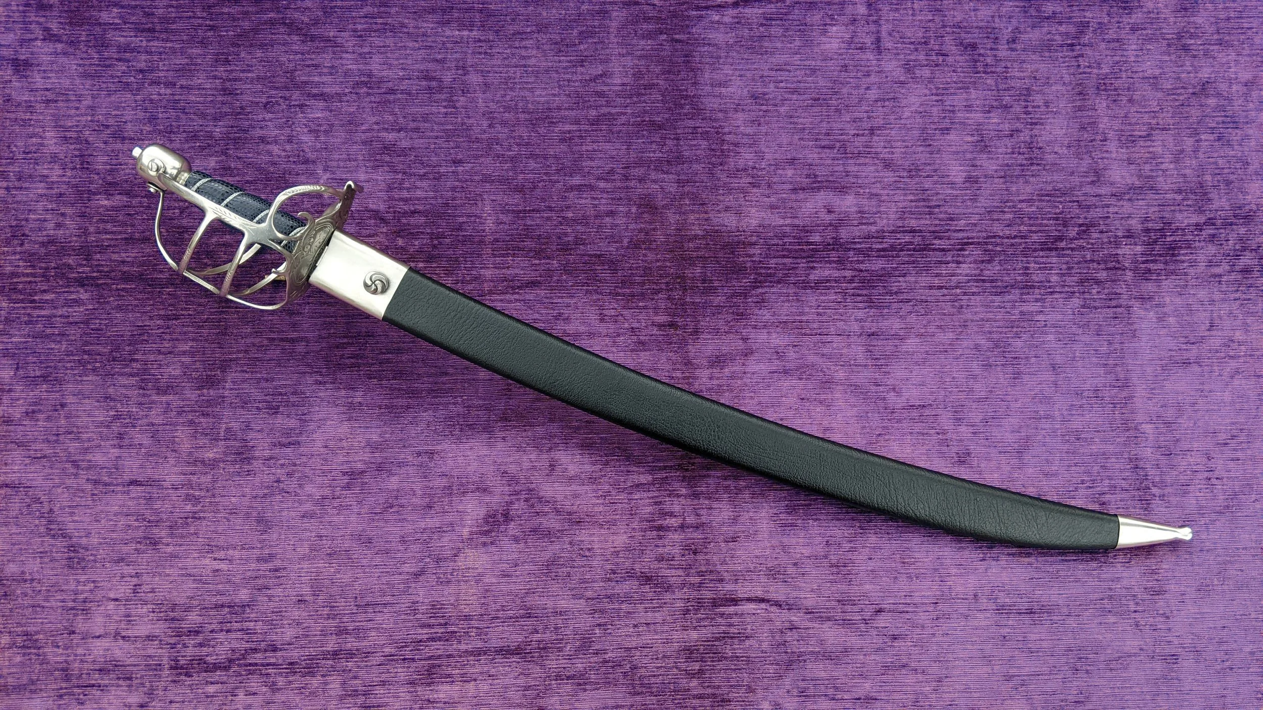Captain Flint Mortuary Hilt Cutlass 3 [SHARP] — Jesse Belsky Stageswords