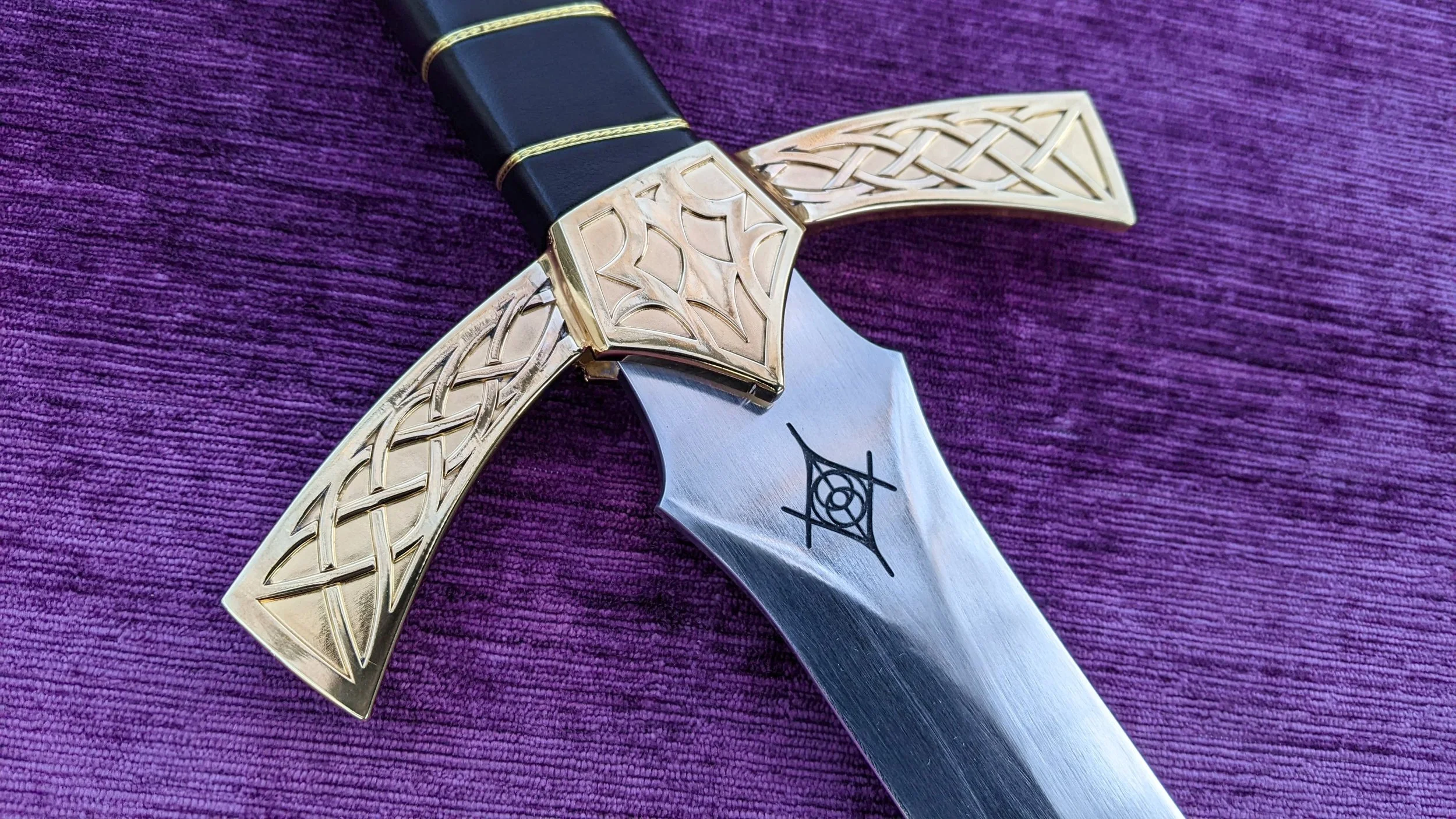 Goldryn Sword [ALUMINUM] — Jesse Belsky Stageswords