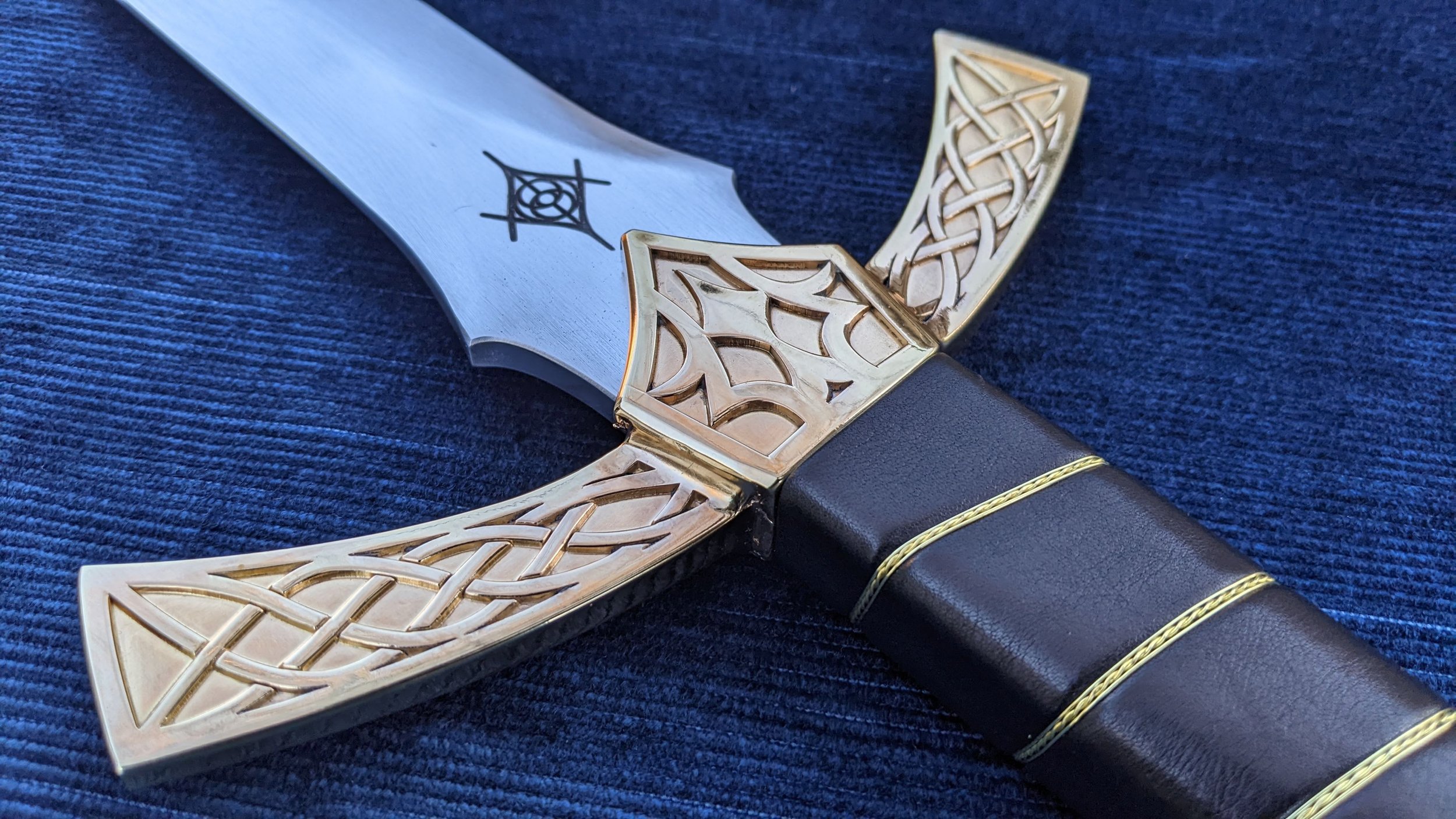 Goldryn Sword [ALUMINUM] — Jesse Belsky Stageswords