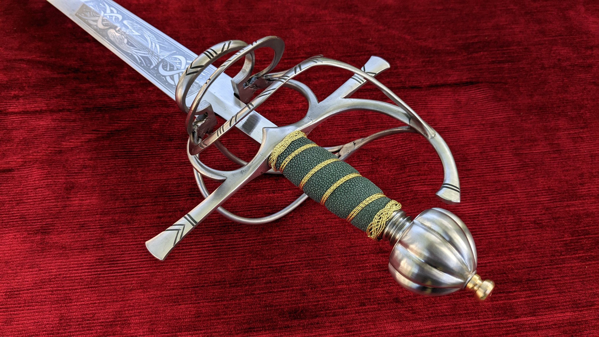 3-Ring Etched Sidesword [SHARP] — Jesse Belsky Stageswords