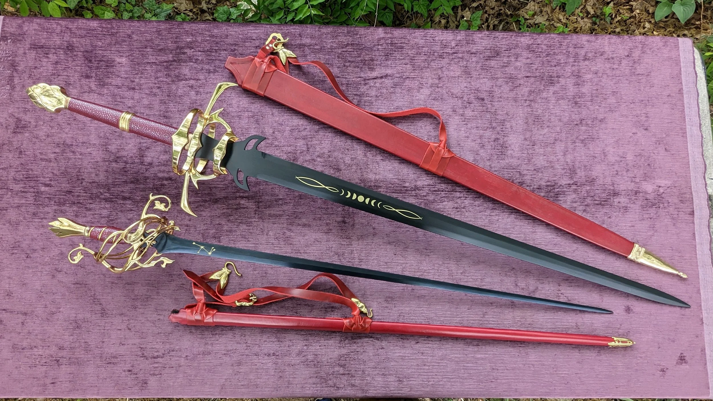 Golden Wolf Wedding Longsword [ALUMINUM] — Jesse Belsky Stageswords
