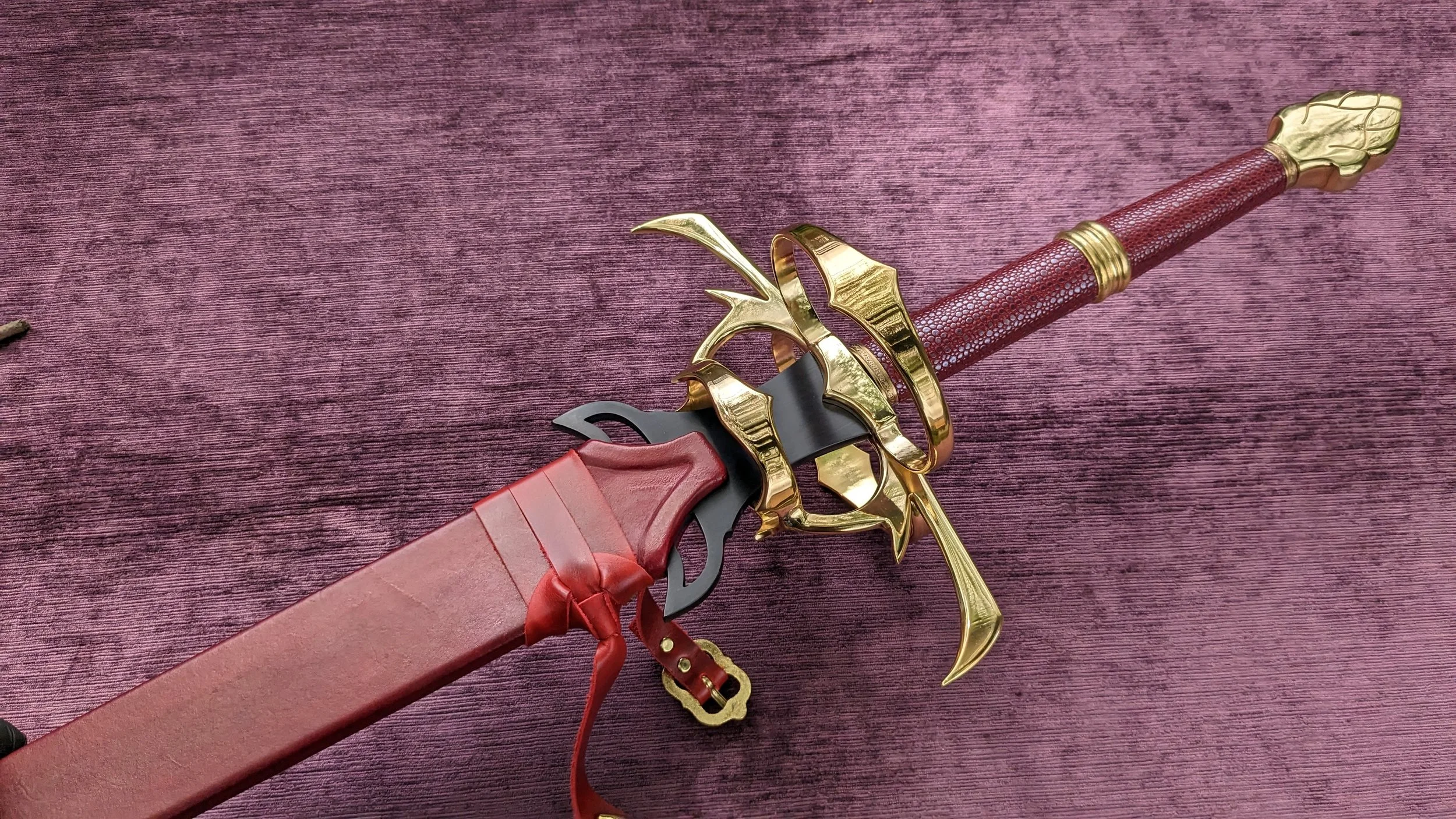 Golden Wolf Wedding Longsword [ALUMINUM] — Jesse Belsky Stageswords