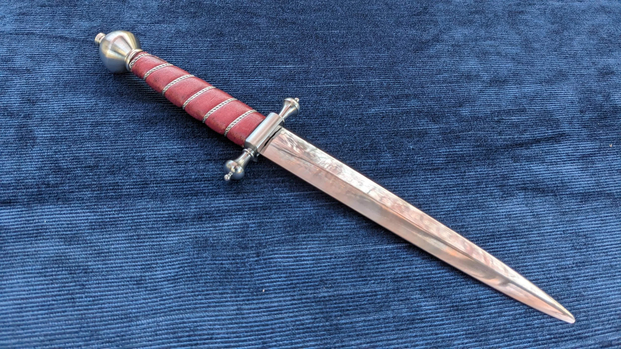 Daggers — Jesse Belsky Stageswords