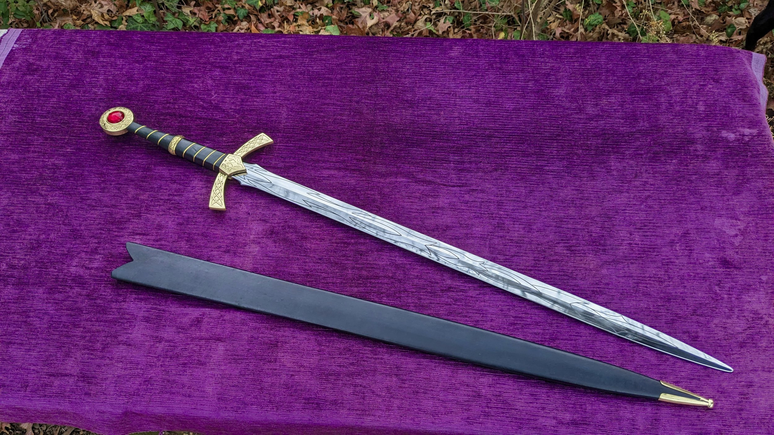 Goldryn Sword [BLUNT] — Jesse Belsky Stageswords