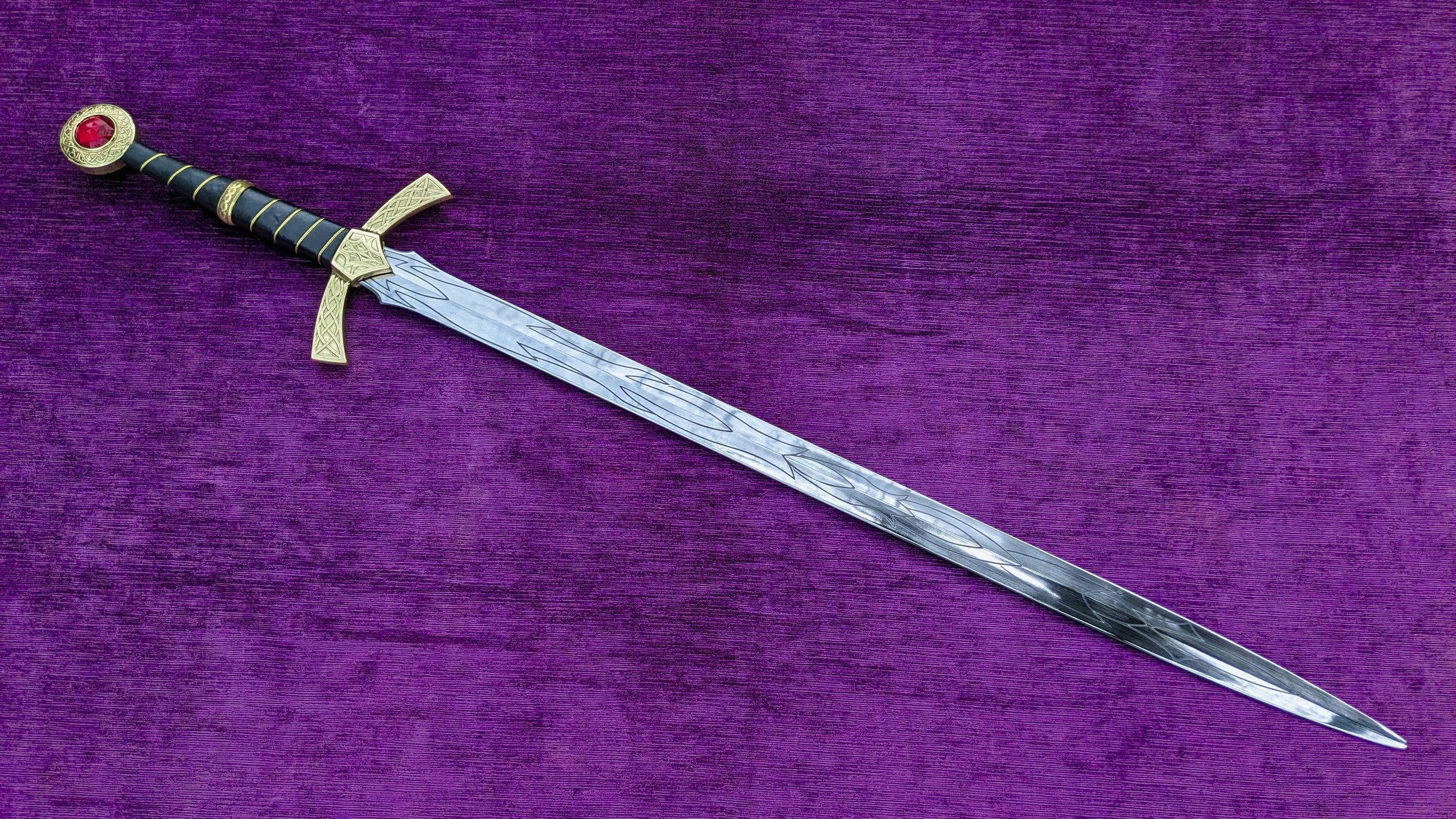 Goldryn Sword [BLUNT] — Jesse Belsky Stageswords