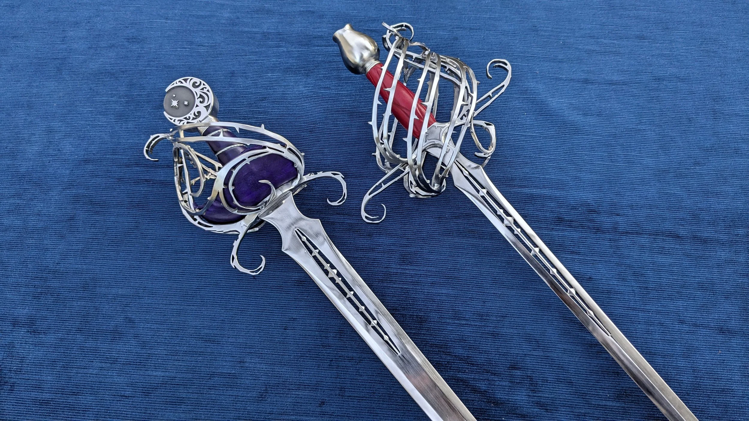 Thorn Wedding Swords [SHARP] — Jesse Belsky Stageswords