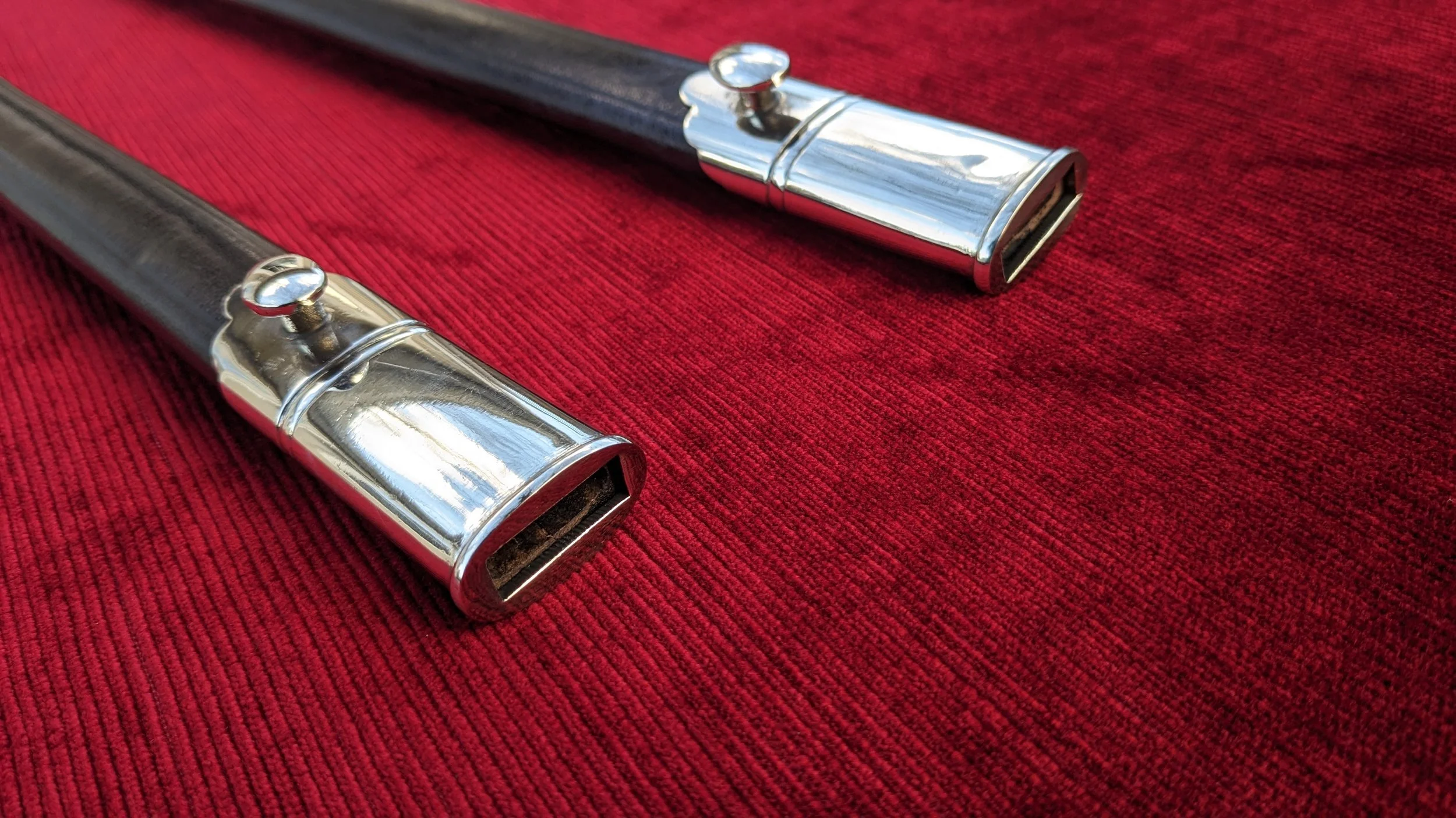 Narrow Leather Rapier Scabbard - Black/Brown — Jesse Belsky Stageswords