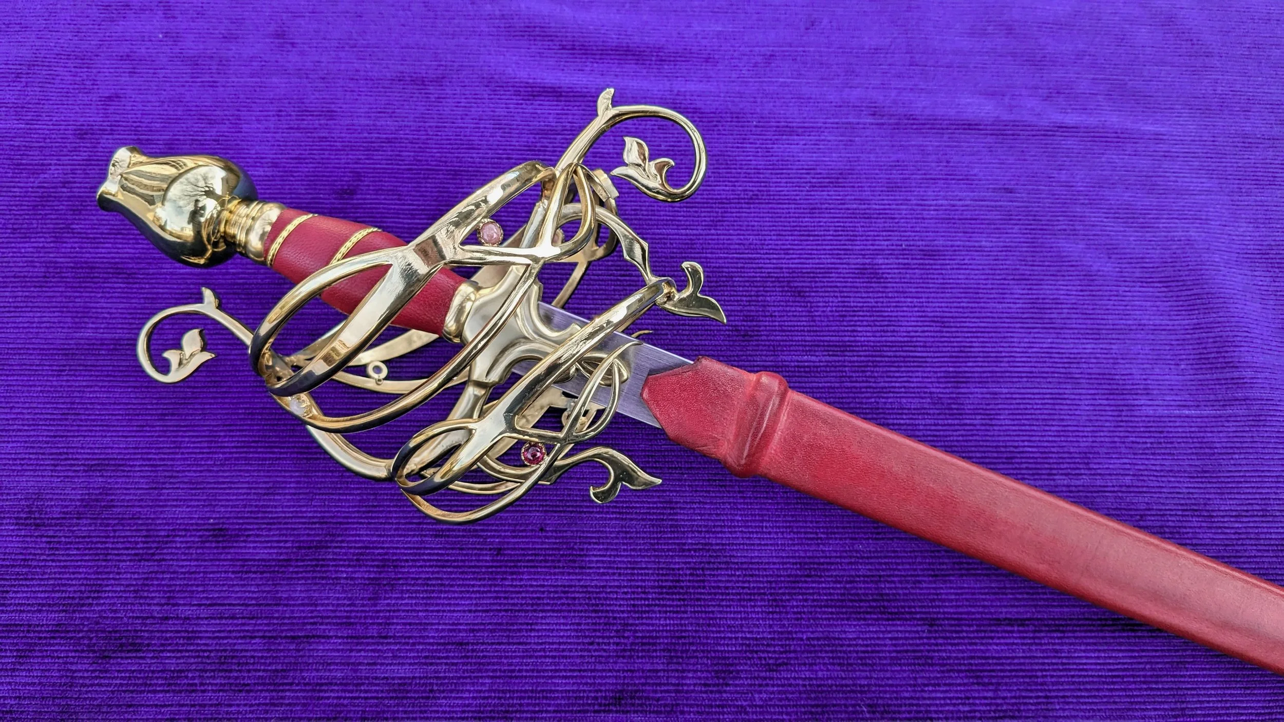 Golden Rose Rapier -- [BLUNT] — Jesse Belsky Stageswords