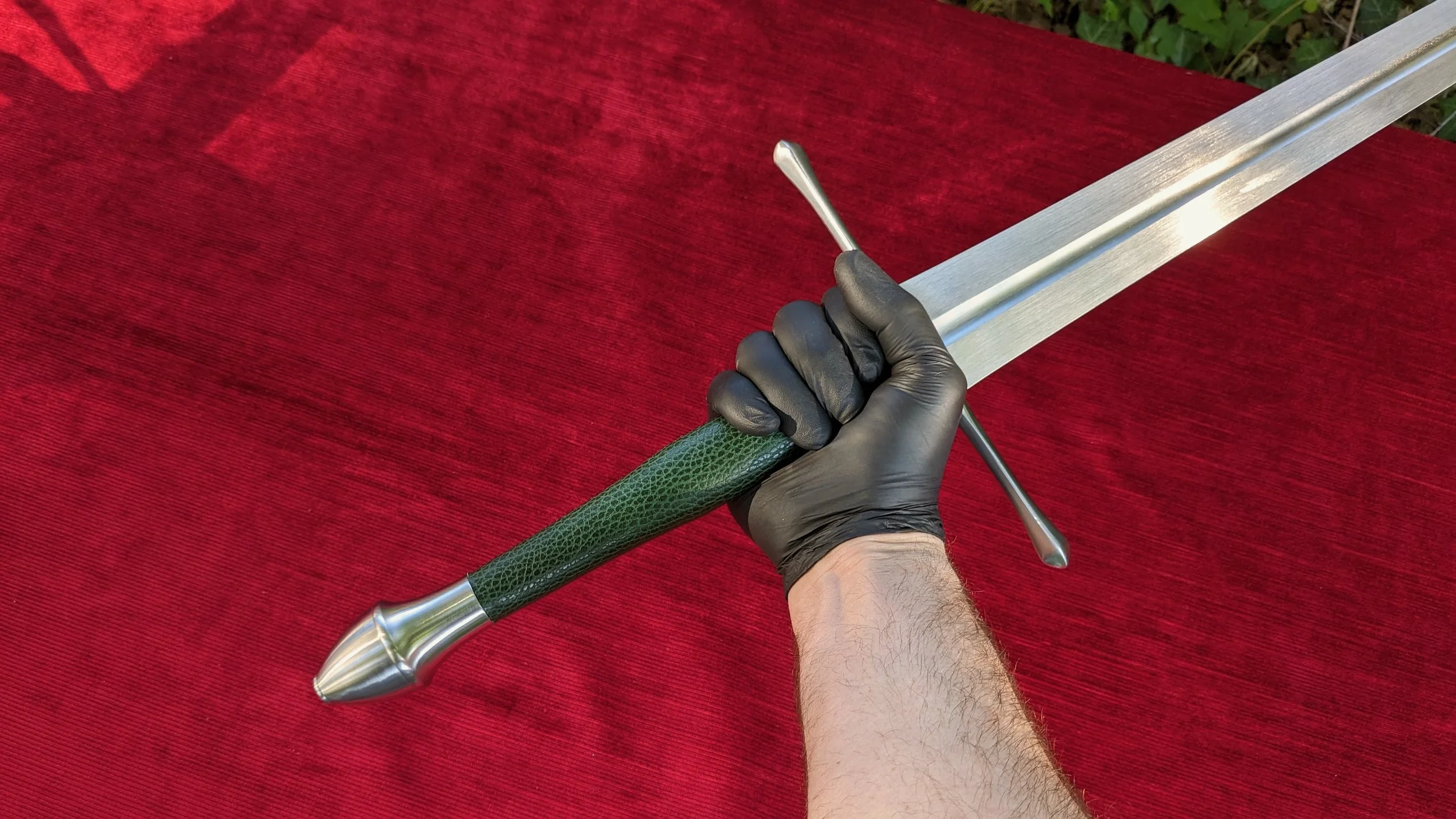 Ranger Longsword -- Green Grip [BLUNT] — Jesse Belsky Stageswords