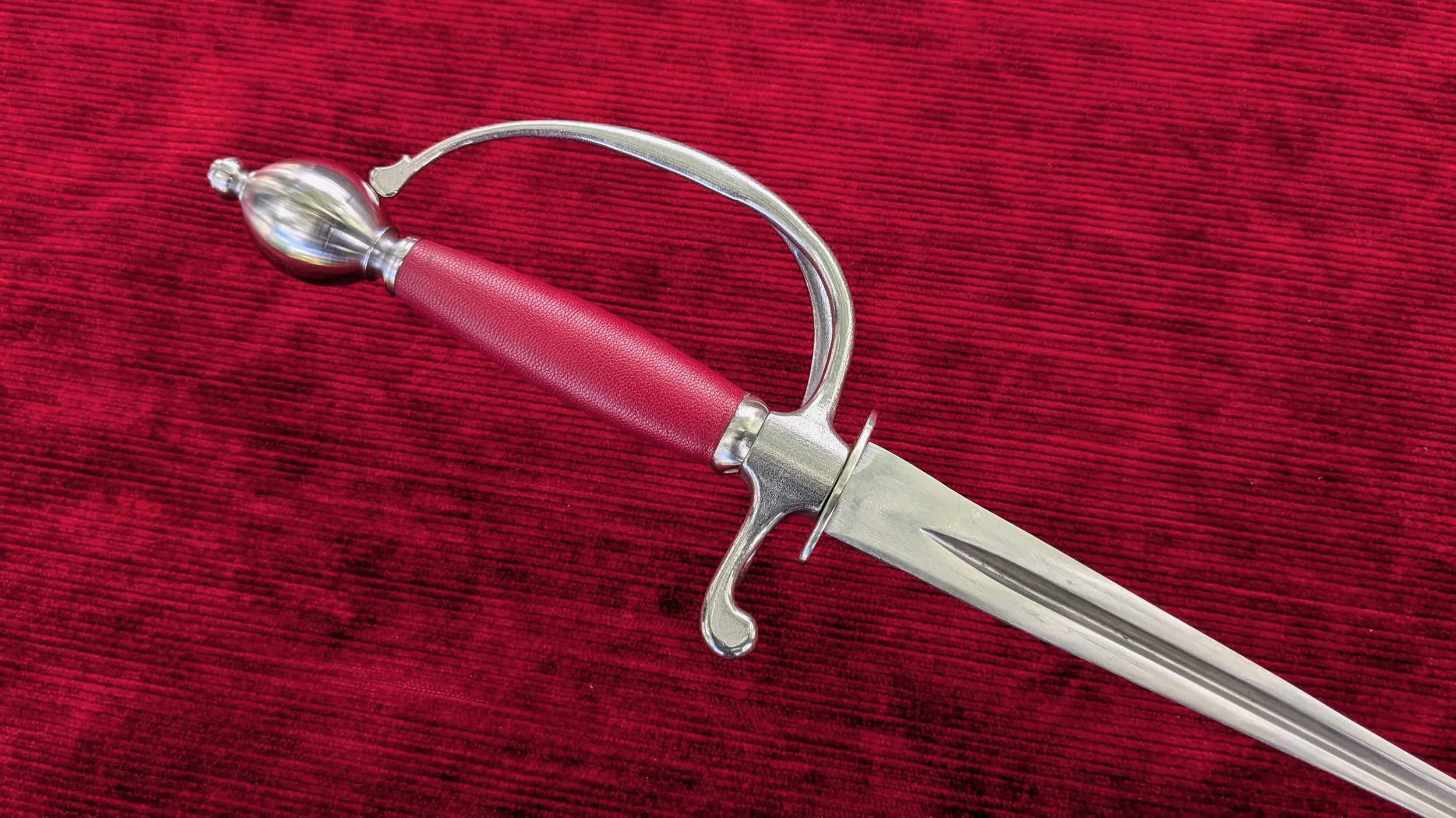 Steel Loop Hilt Smallsword 7 -- Red Grip [BLUNT] — Jesse Belsky Stageswords